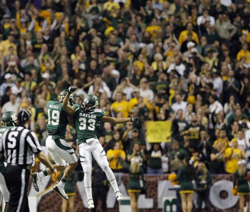 Griffin, Baylor win record-breaking Alamo Bowl - WTOP News