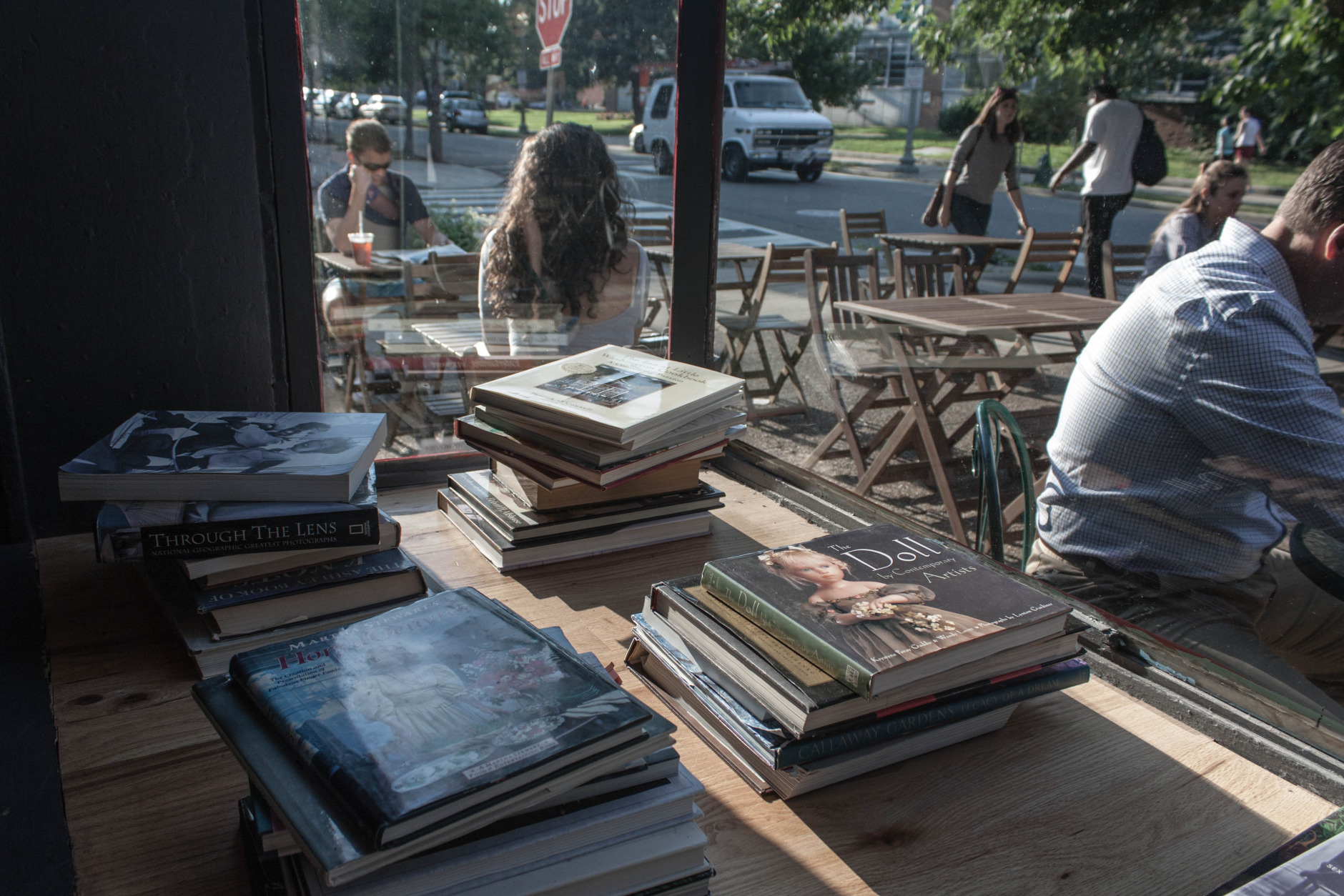 ‘Disloyalty’ program gives jolt to D.C. coffee shops - WTOP News