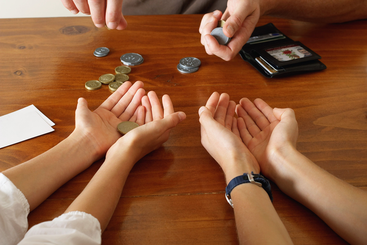 Candid conversations early-on key to talking money with kids - WTOP News