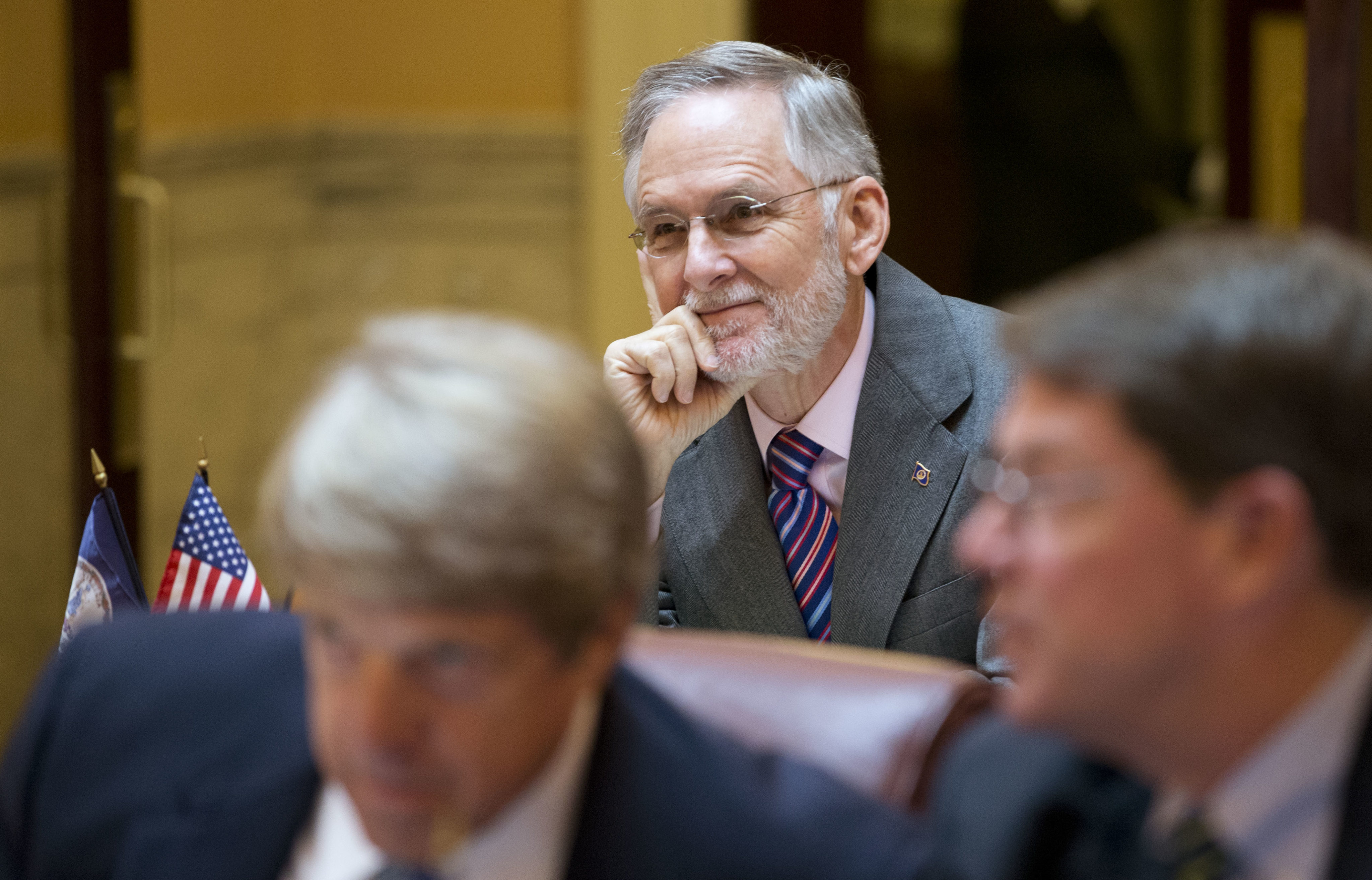 Va. Sen. majority leader distances himself from racist photos, slur in ...