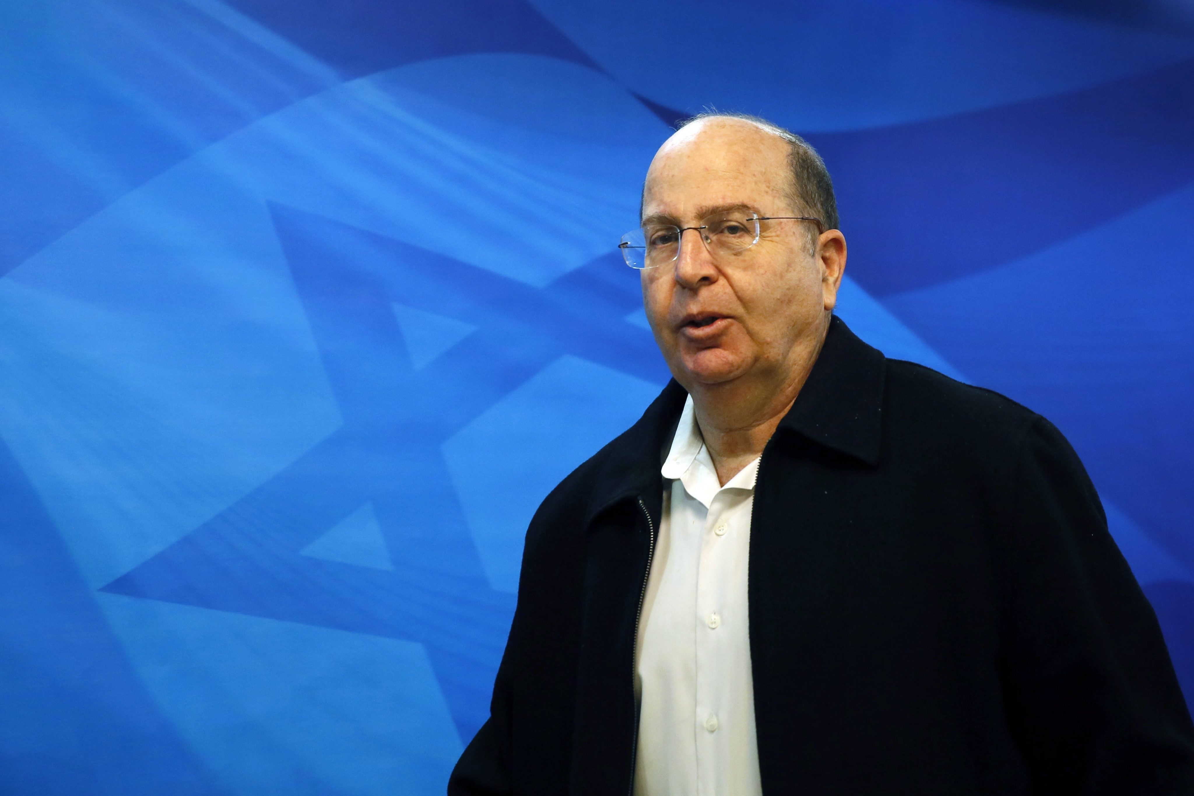 Israeli defense minister steps down | WTOP