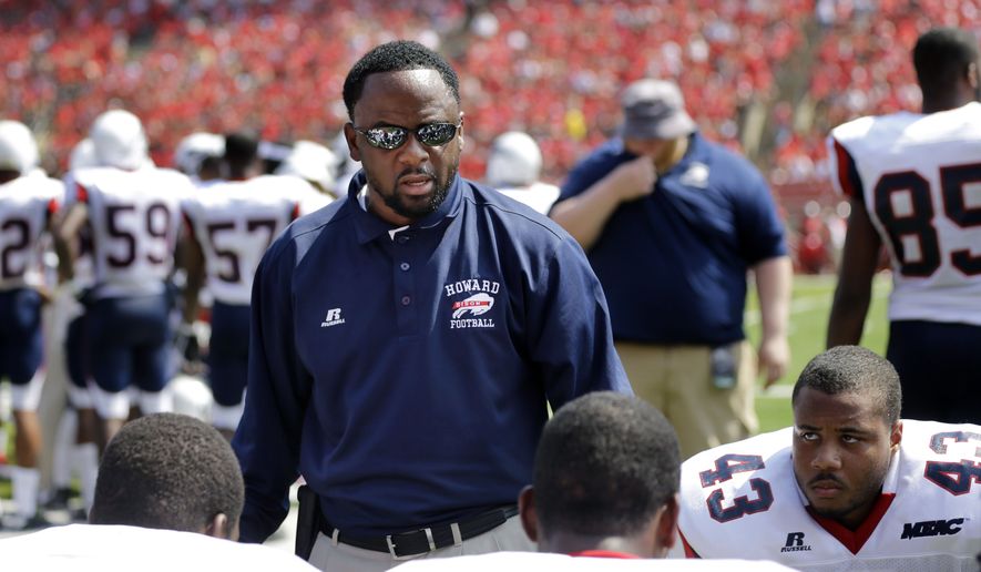 College Football Corner: A look at local schools - WTOP News