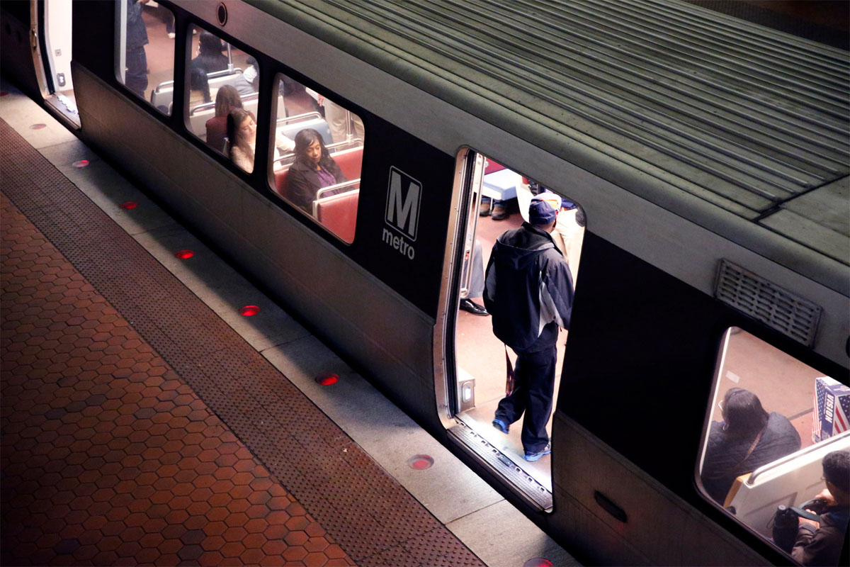 Metro budget plan assumes late-night service cuts - WTOP News
