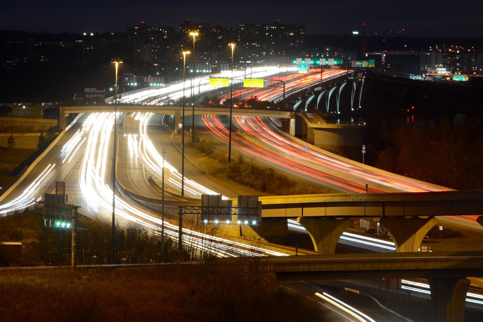 Major disruptions on Woodrow Wilson Bridge after reports of armed man ...