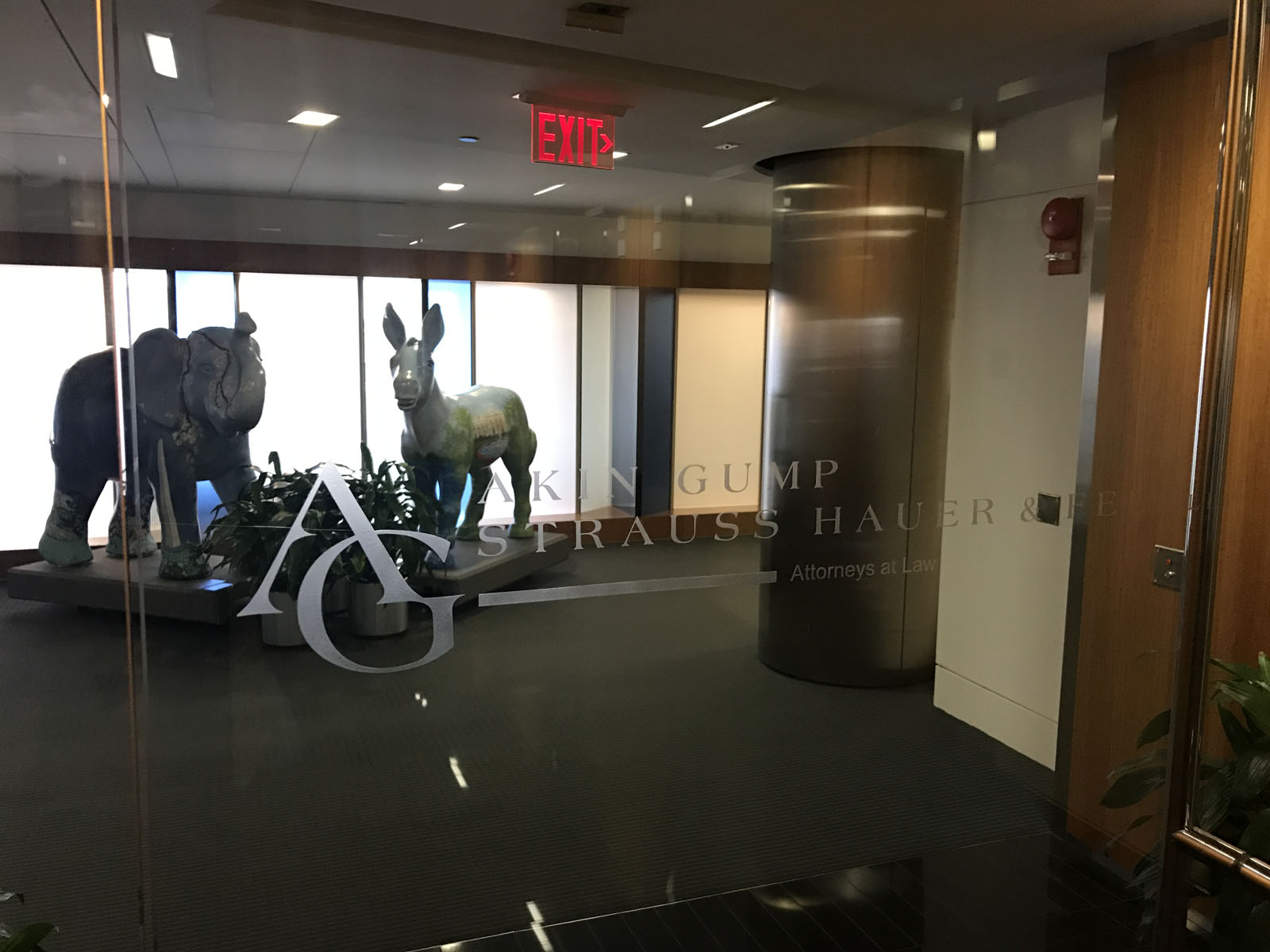 Lobbying giant Akin Gump leaving Dupont for K Street - WTOP News