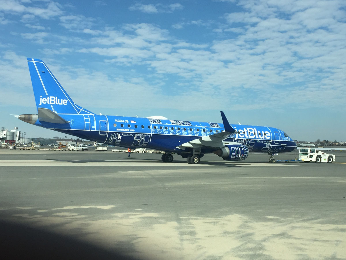 JetBlue planes’ new look to make appearance on Reagan commuter flights ...