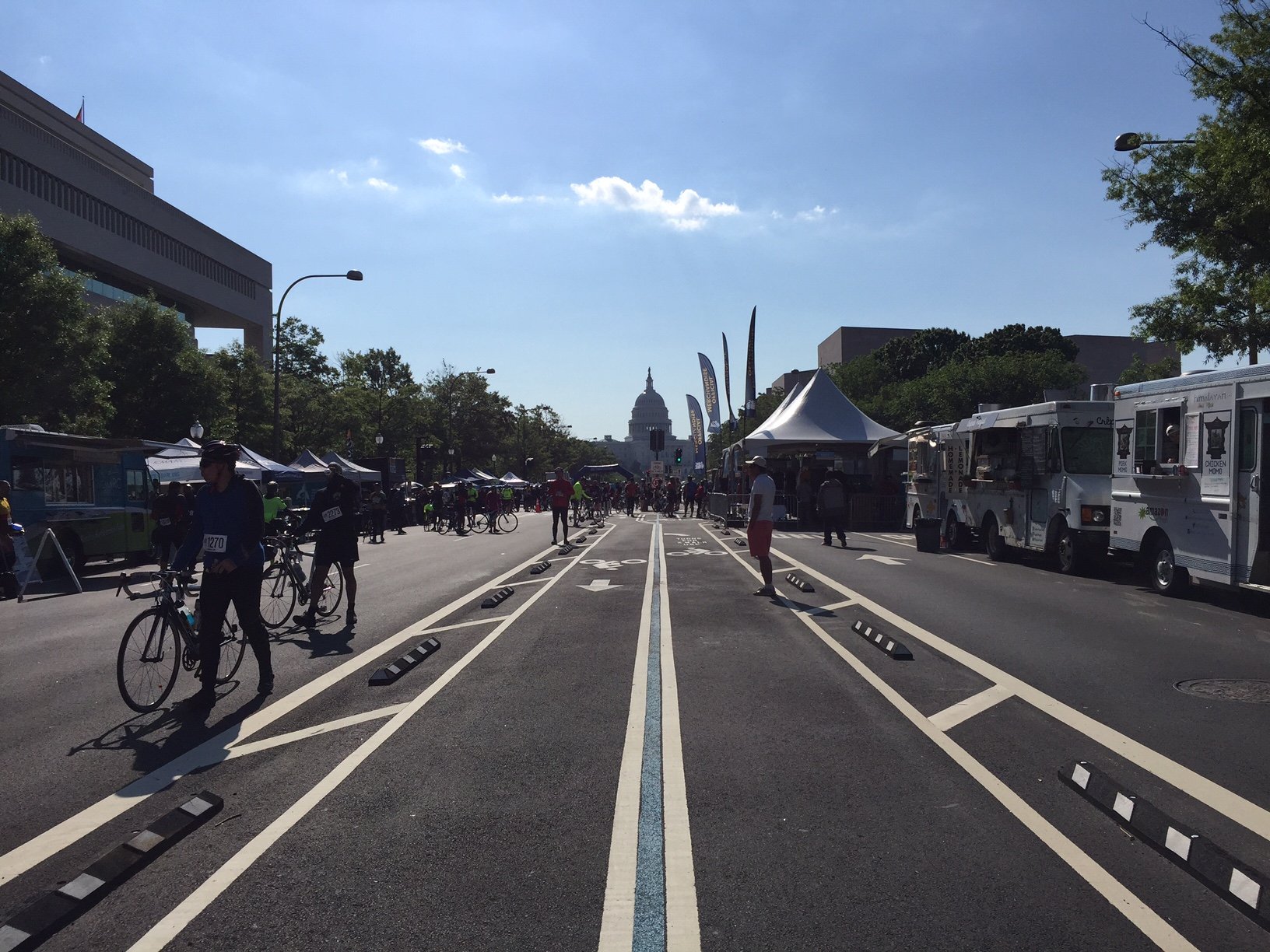 Thousands of cyclists turn out for Mother’s Day DC bike ride - WTOP News