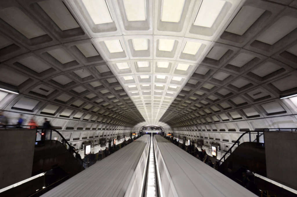 Safety report: 39 percent drop in fires on Metro rail system - WTOP News