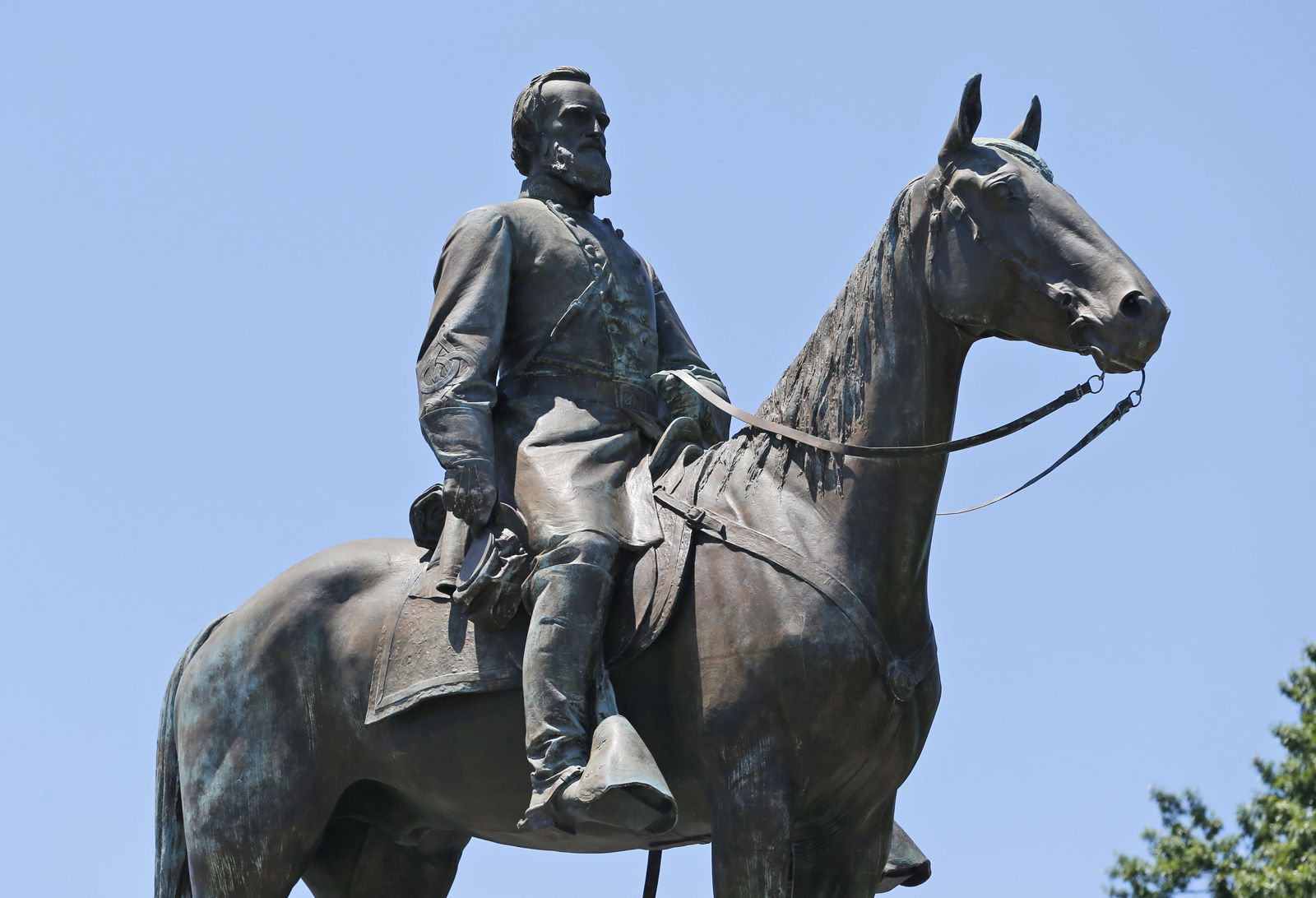 Confederate monuments panel in Richmond gets more time - WTOP News