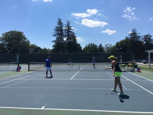 In the wake of pickleball’s rise, POP Tennis makes its case | WTOP