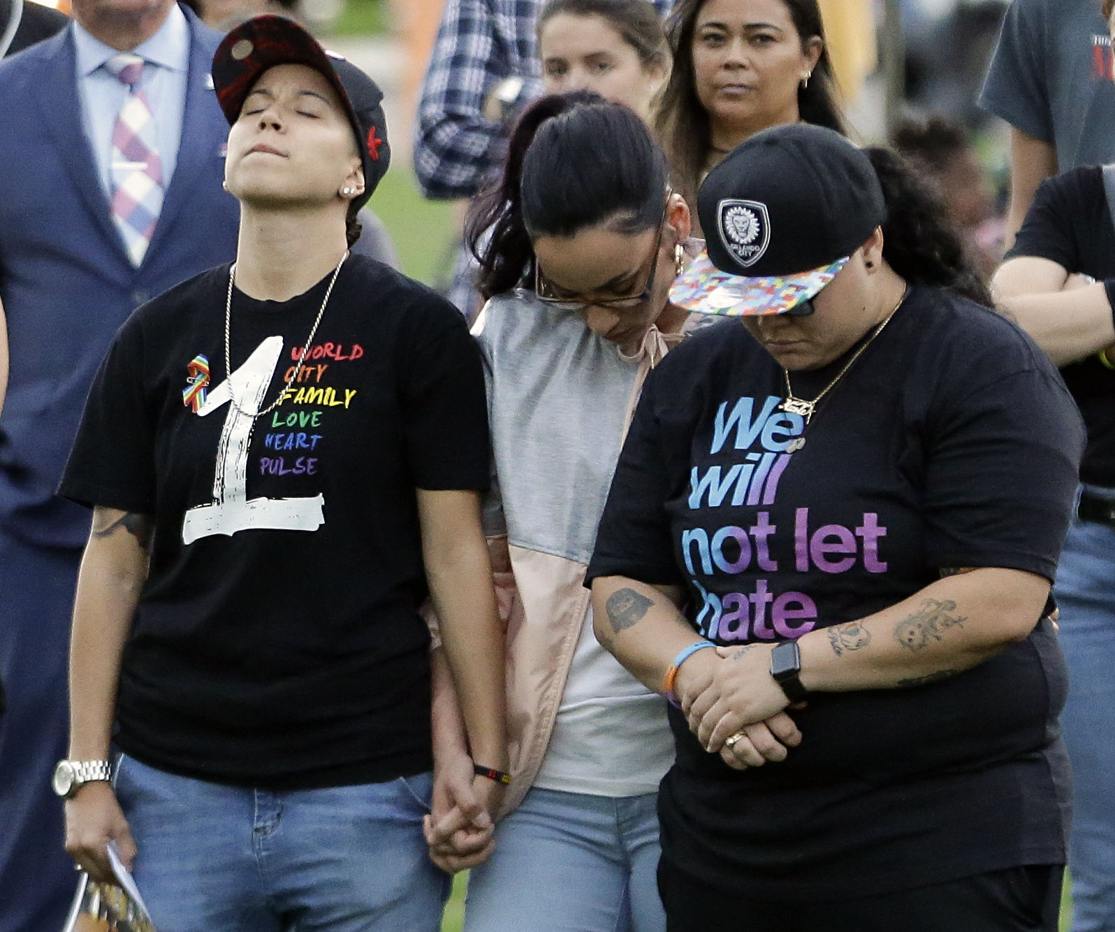 Photos: Las Vegas receives outpouring of support, prayers after ...