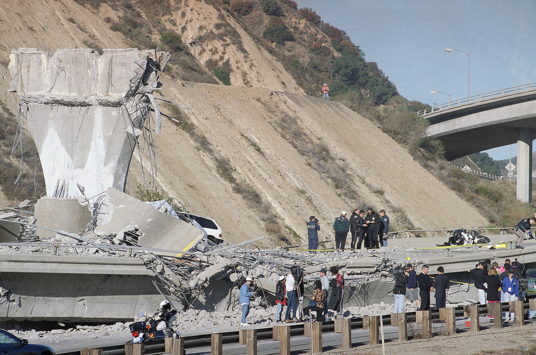 Northridge Earthquake Shattered Los Angeles 25 Years Ago WTOP News