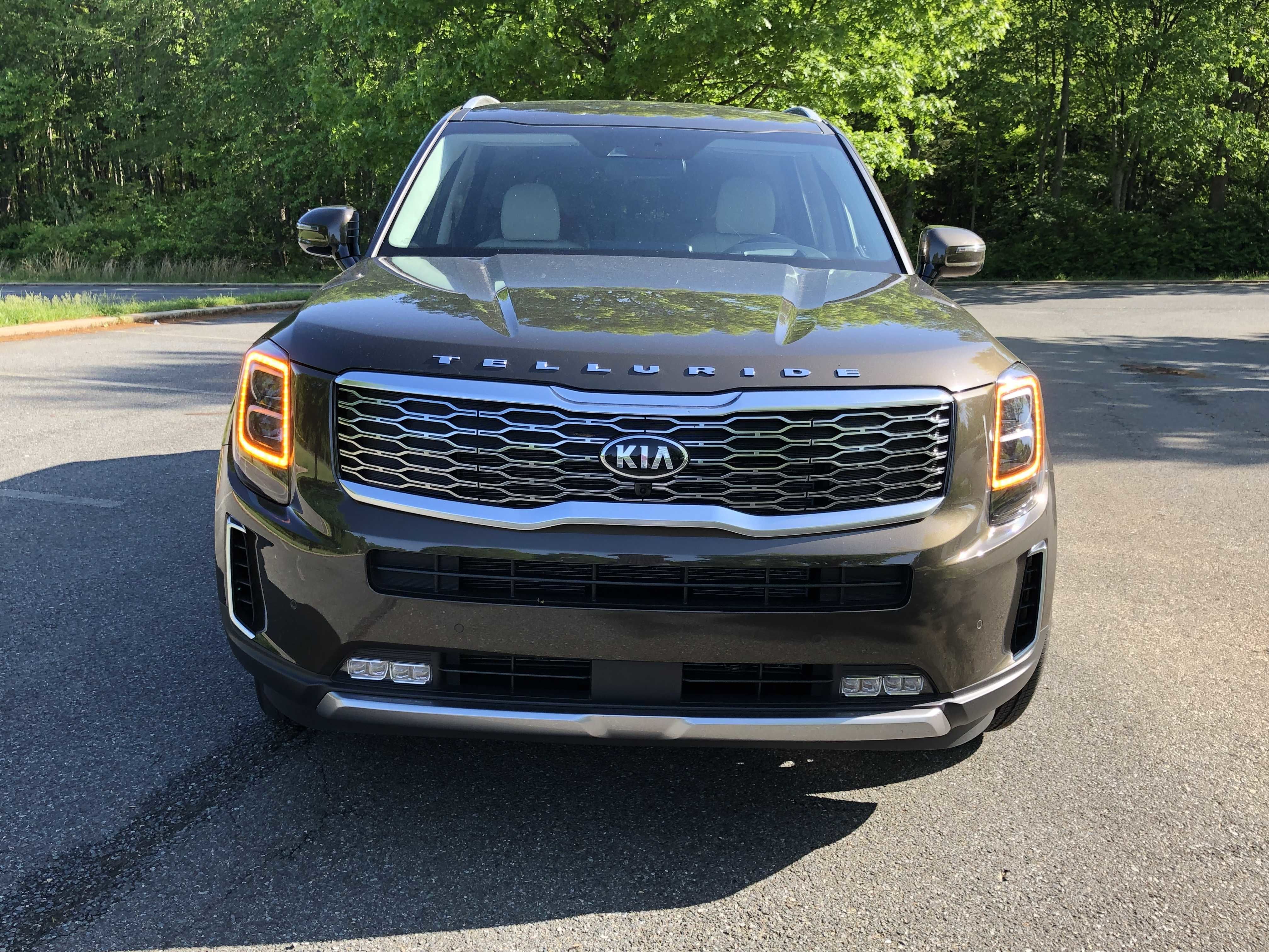 Car Review Kia Goes Big For Its New Stylish Crossover 2020 Telluride