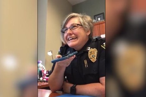 Watch what happens when scammer calls police captain - WTOP News