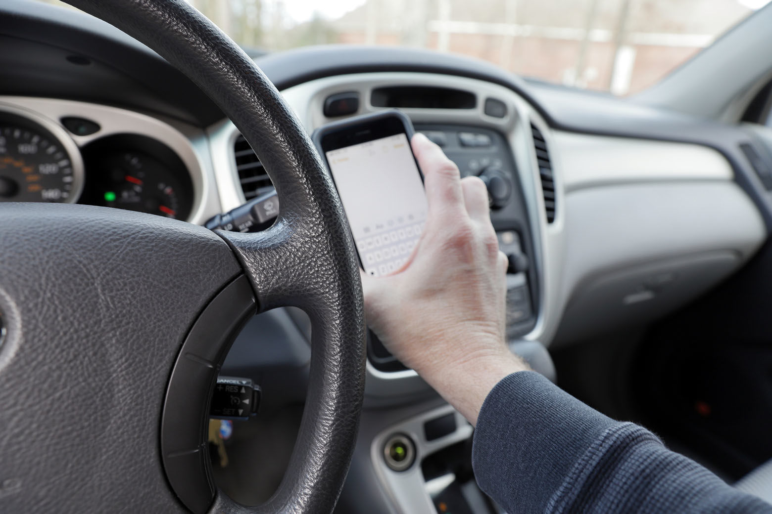 Montgomery Co. high schoolers raise awareness about distracted driving ...