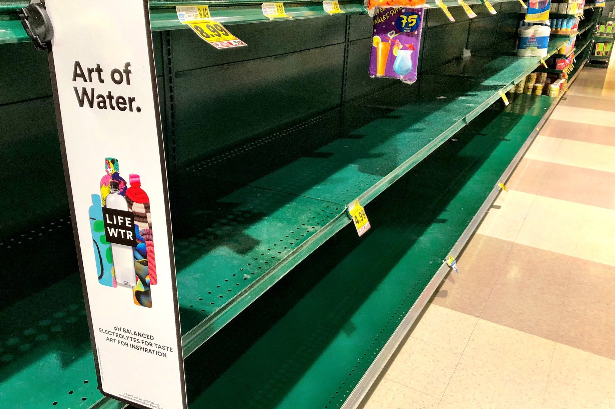 Arlington, DC stores hustle to restock bottled water amid boil advisory ...