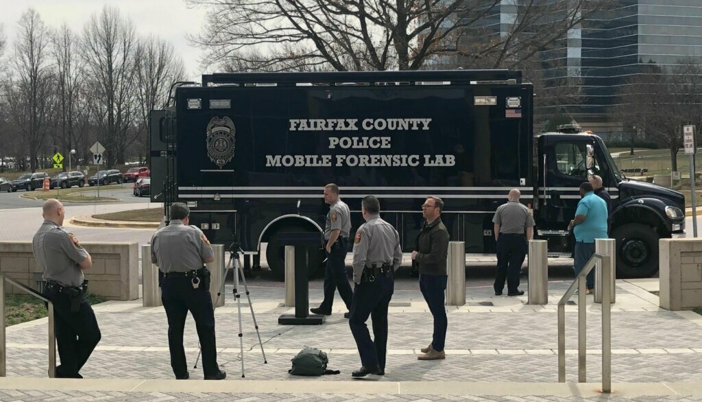 Fairfax County police offer a glimpse into their mobile forensic lab | WTOP