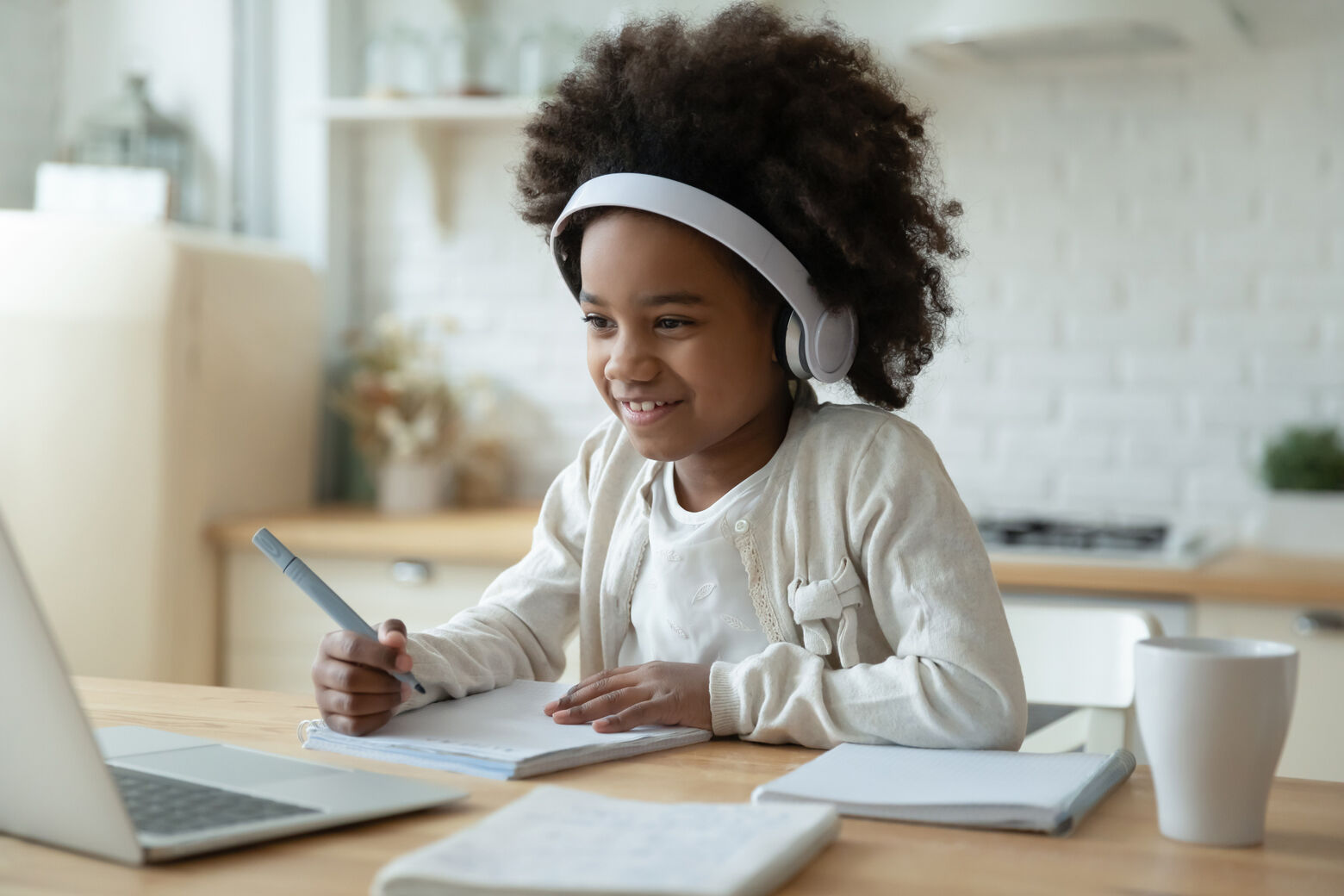 DC to bridge digital divide with free internet for low-income students ...