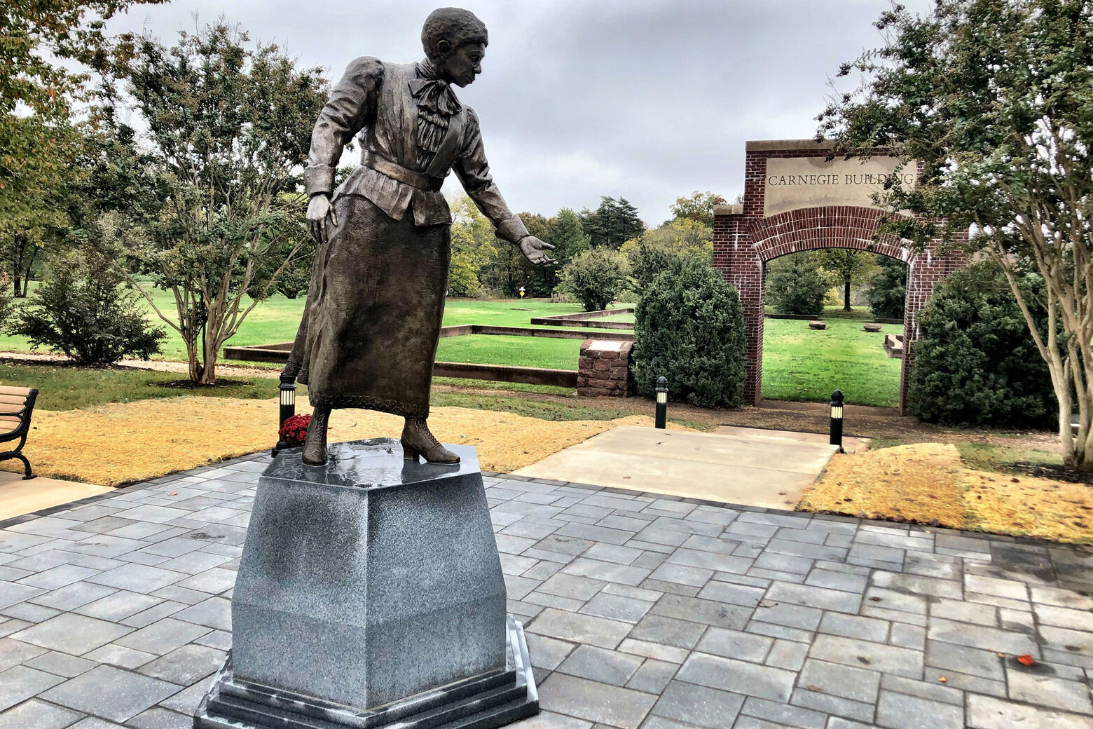 Statue of Jennie Dean honors founder of 1st N.Va. high school for Black ...