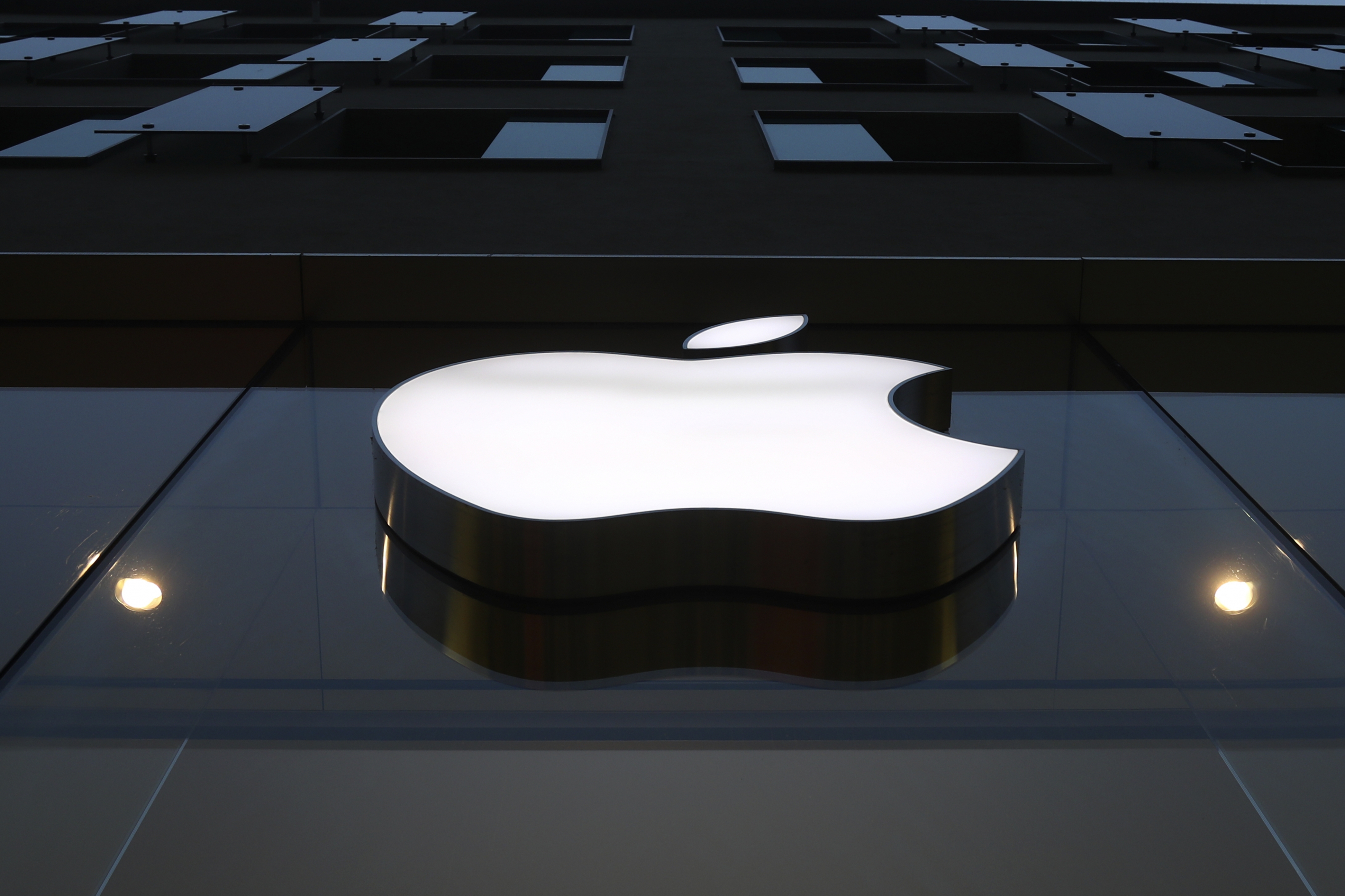 What to expect at Apple’s ‘Spring loaded’ event - WTOP News