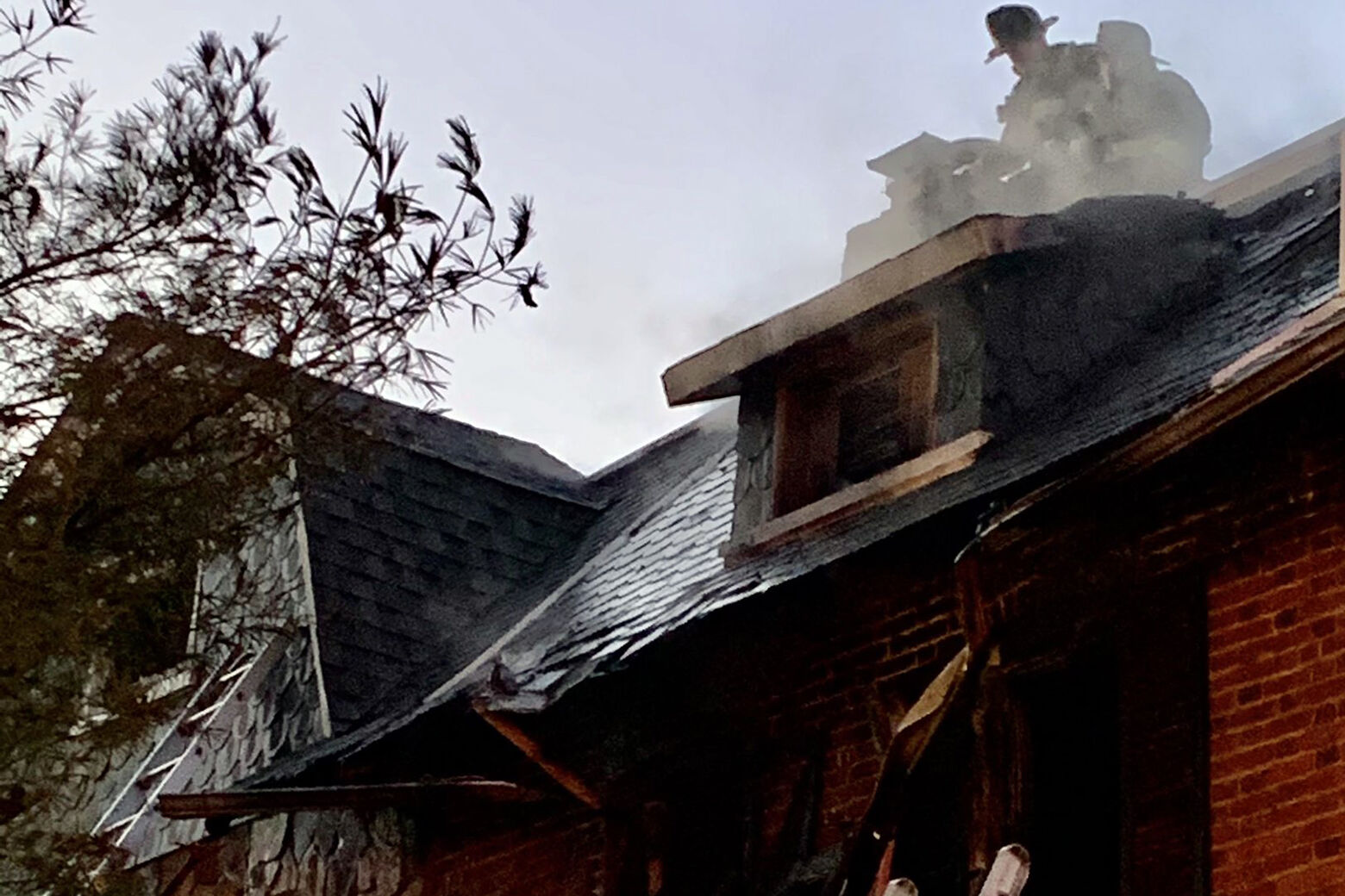 13 displaced after Petworth fire - WTOP News