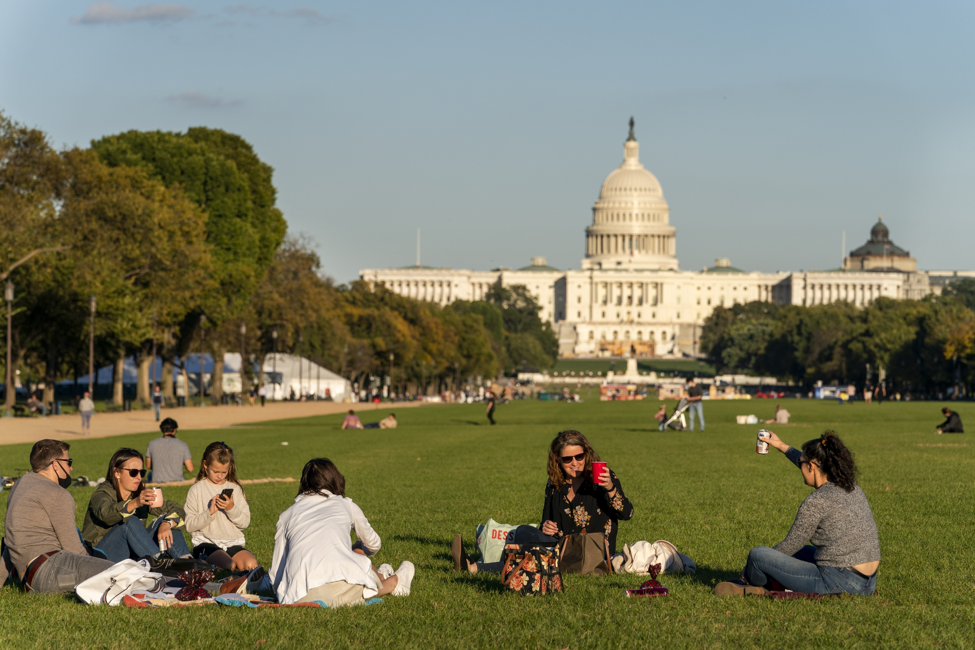 DC’s population tops 700,000, with pandemic losses likely fully ...