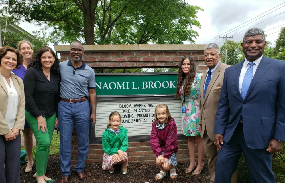 New sign unveiled at Alexandria school that’s been renamed - WTOP News