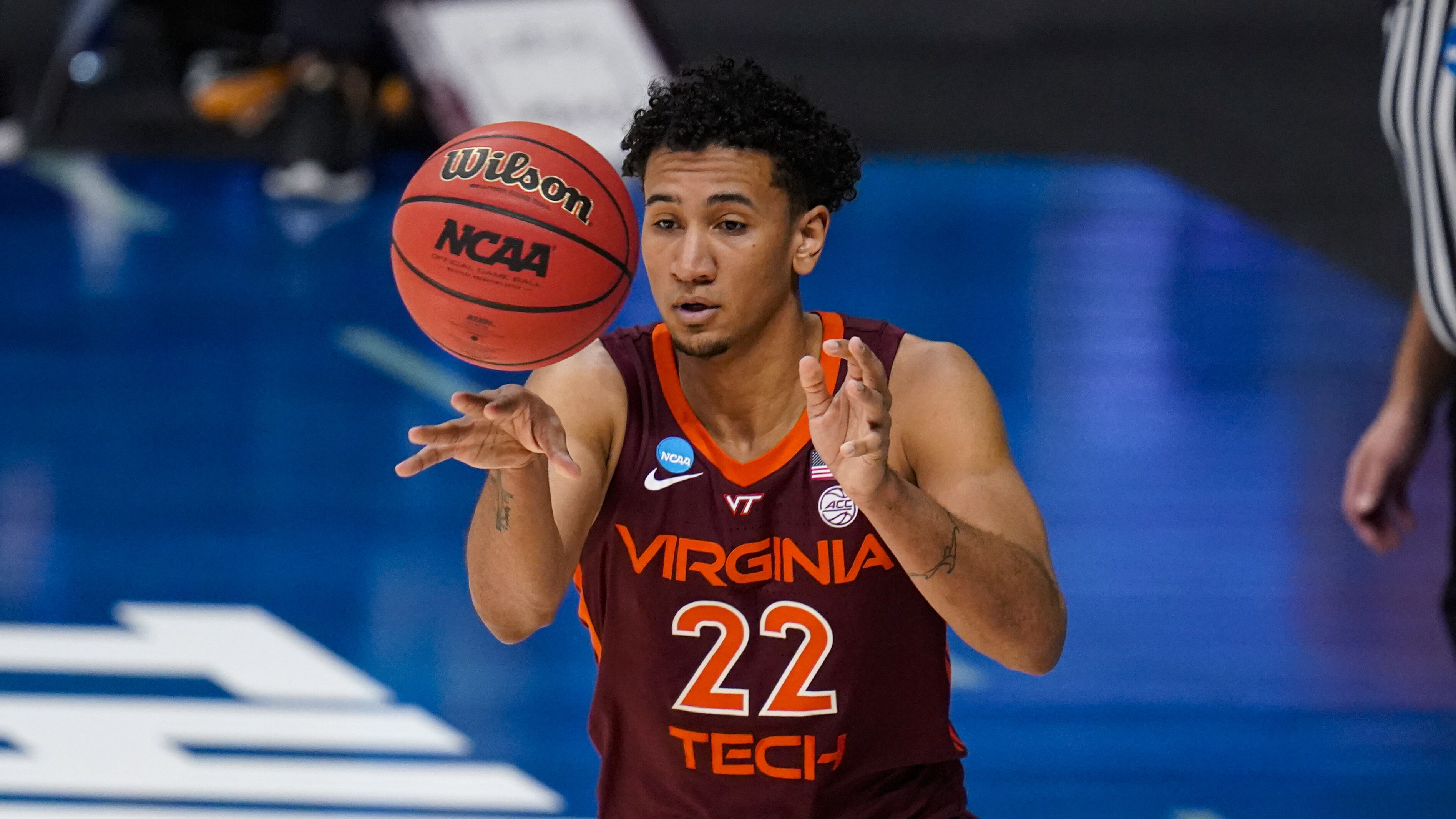 Aluma takes over late, Virginia Tech beats Virginia, 62-53 - WTOP News