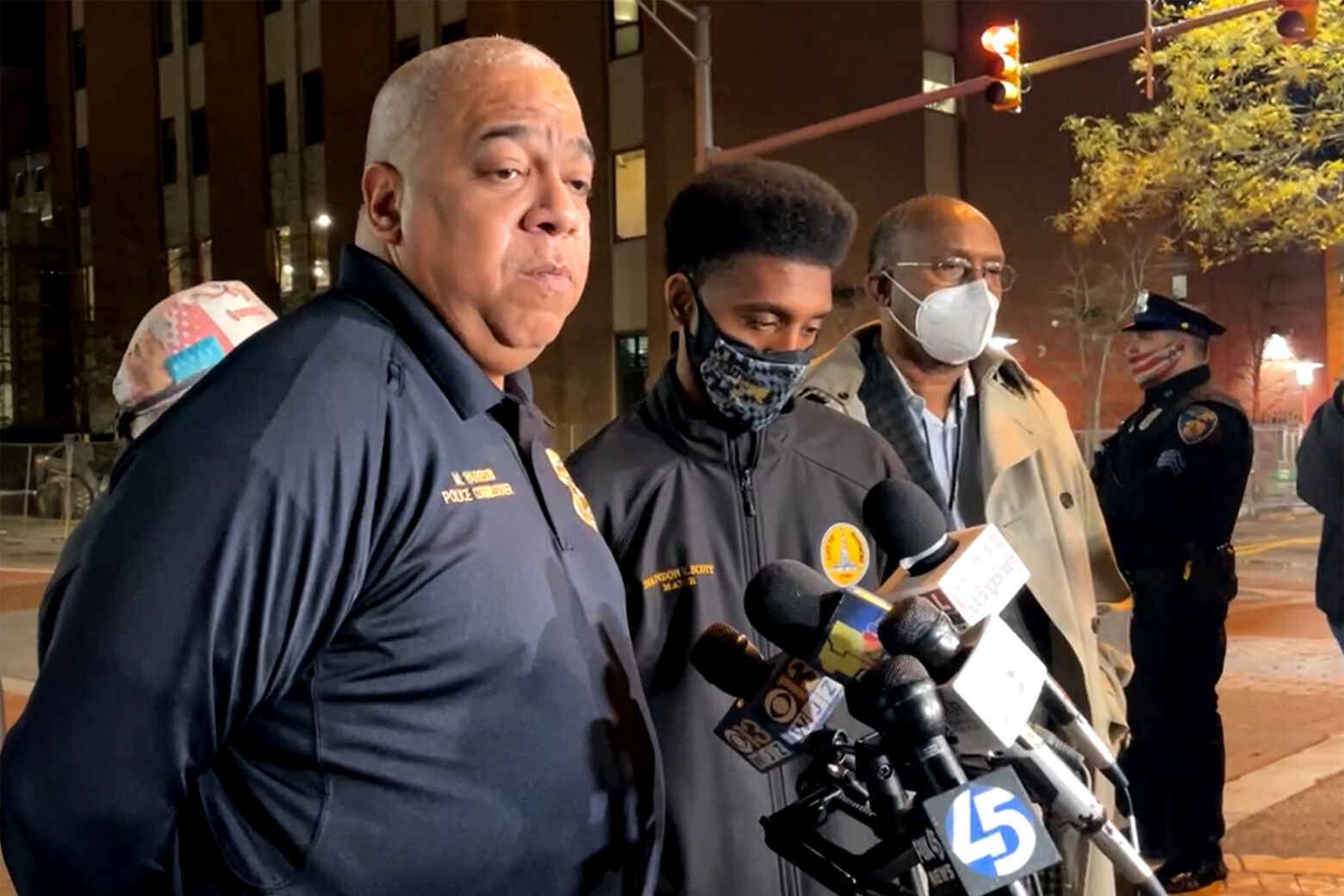 Baltimore officer on life support after ambush shooting - WTOP News