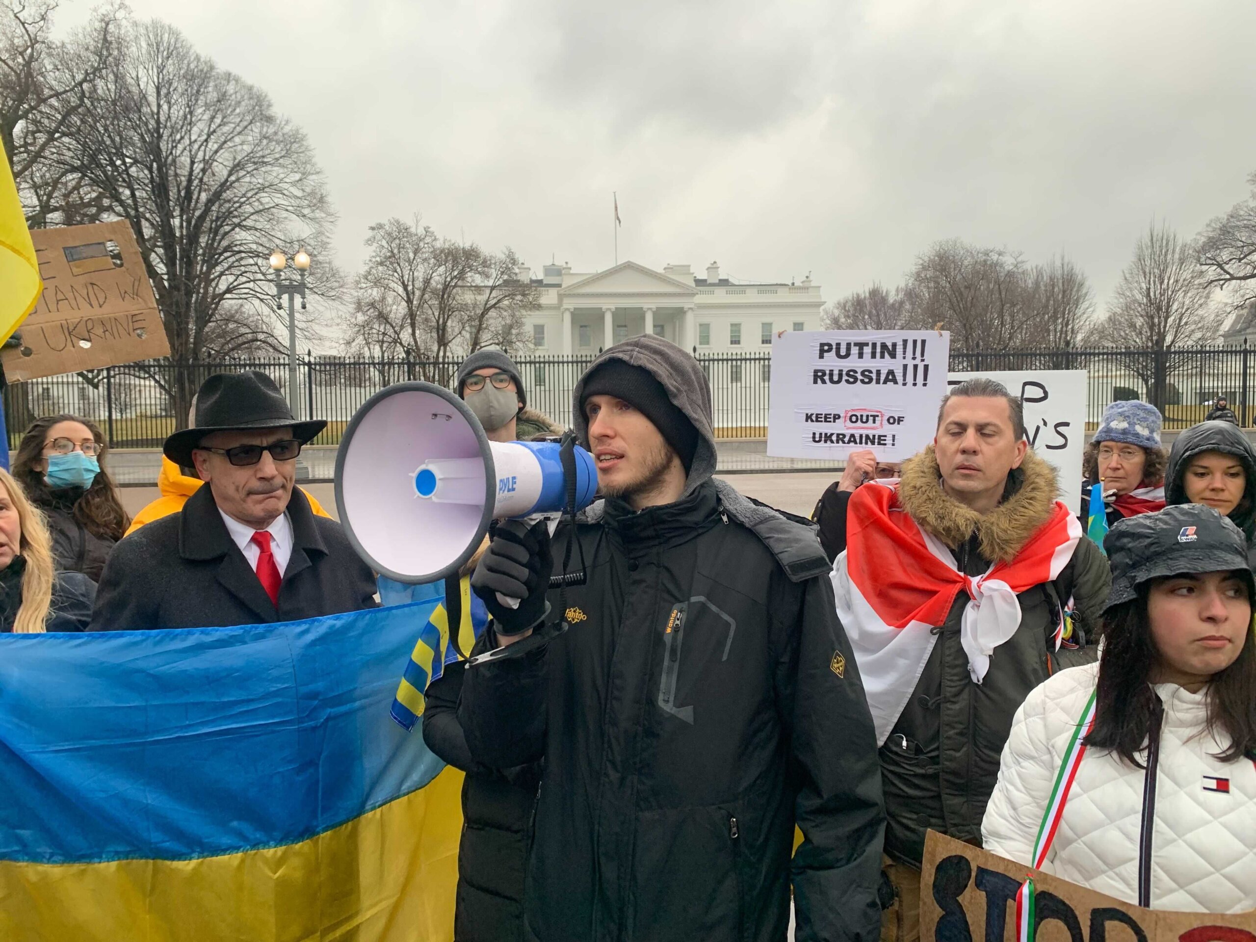 DC protests express support for Ukrainians, call for tougher sanctions ...