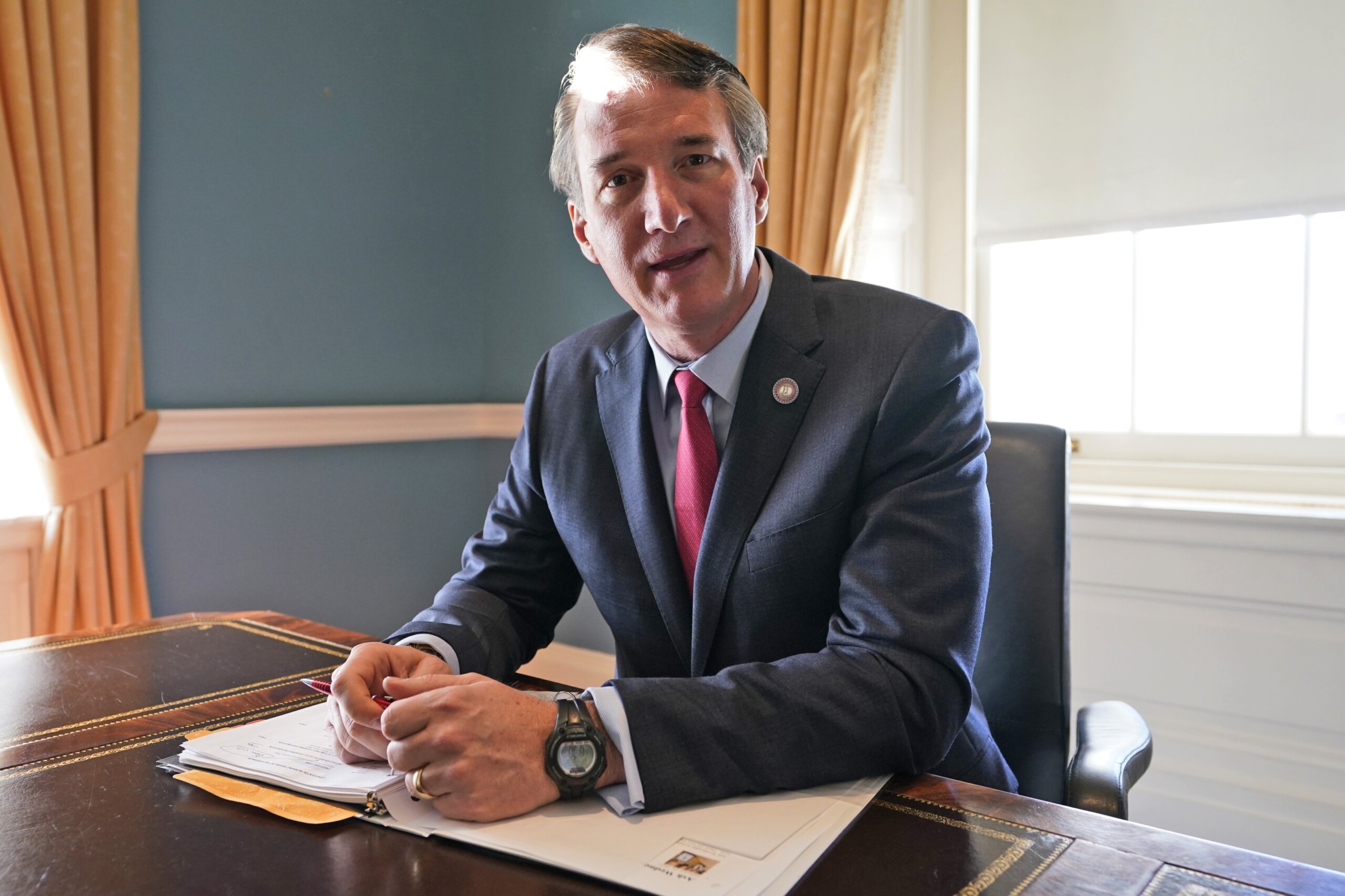 Virginia superintendents call for end to teacher tip line ...