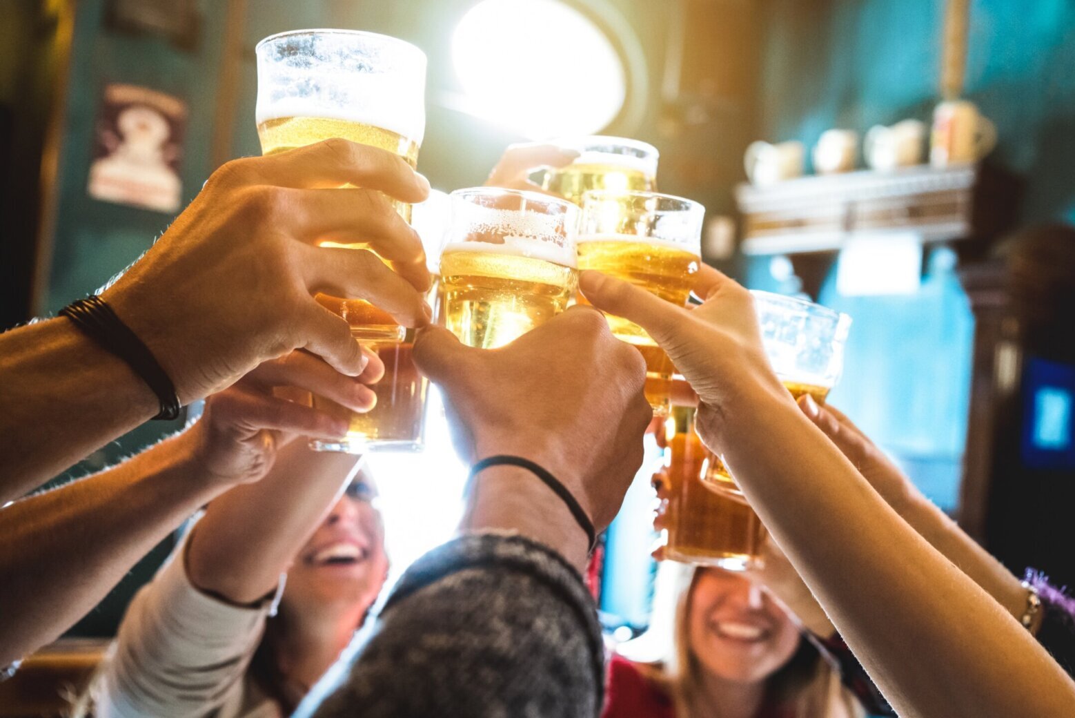Tips on delivering a holiday toast – from a Guinness toastmaster - WTOP ...