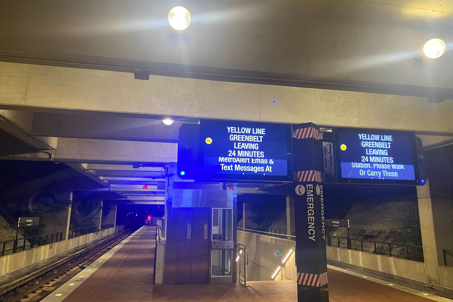 Some riders blame Metro management for the further delays - WTOP News