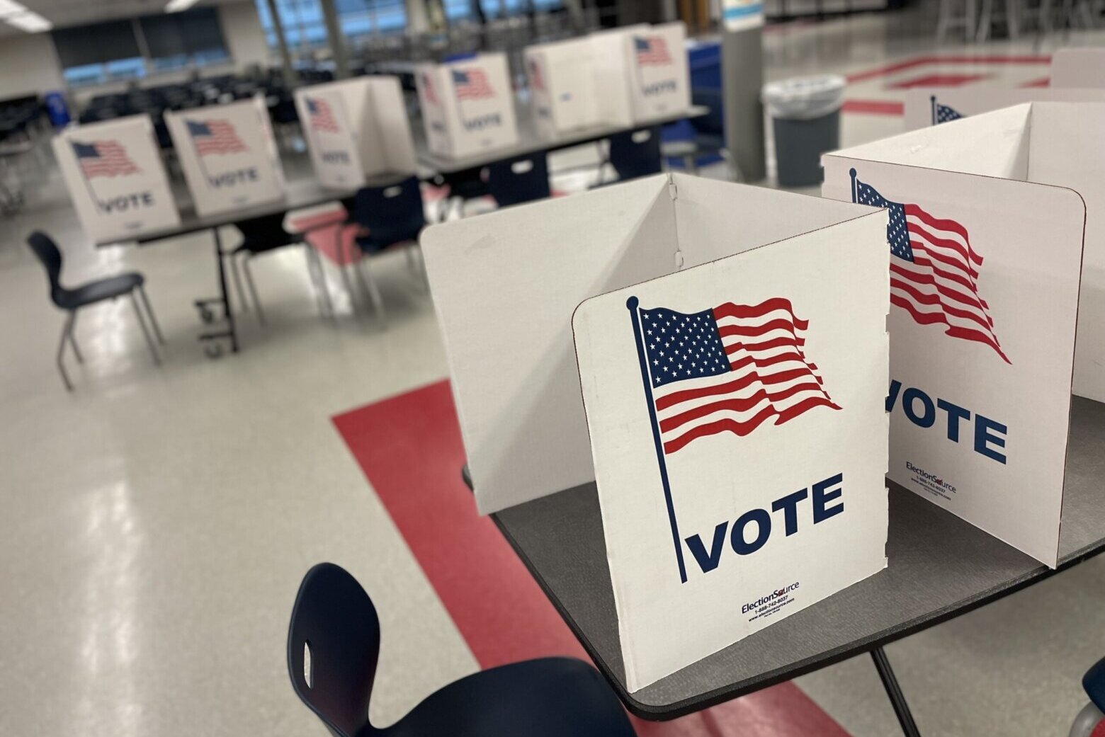 Virginia discovers nearly 19,000 dead people on voter rolls - WTOP News