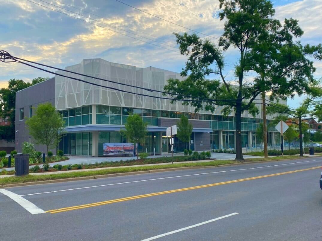 New DC library welcomes residents, honors community activist - WTOP News