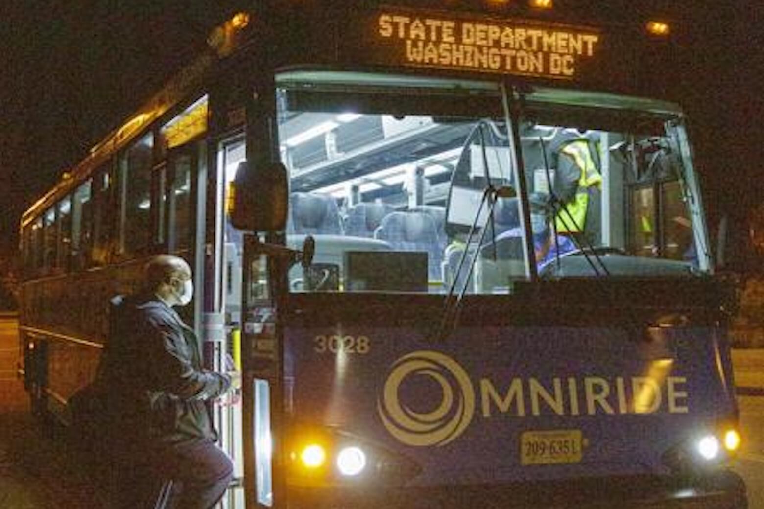 OmniRide looks to add service to Silver Line stop near Dulles - WTOP News