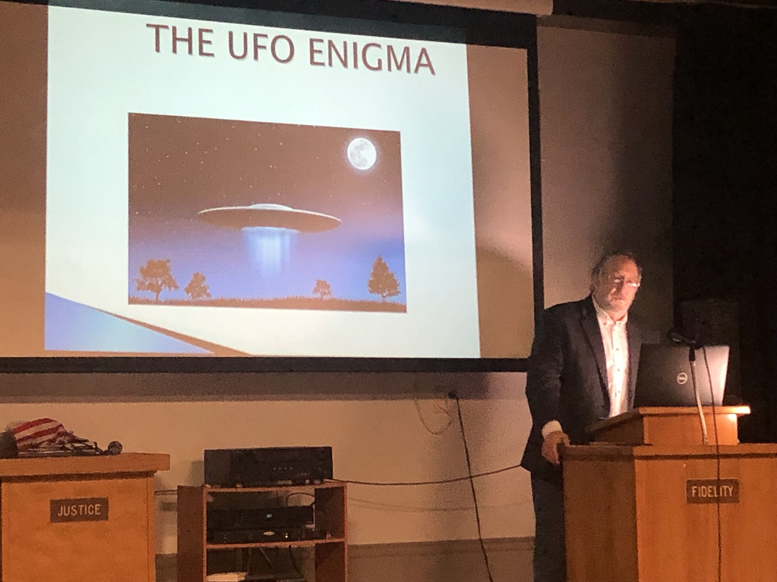 Government employees who are UFO witnesses may soon break their silence ...