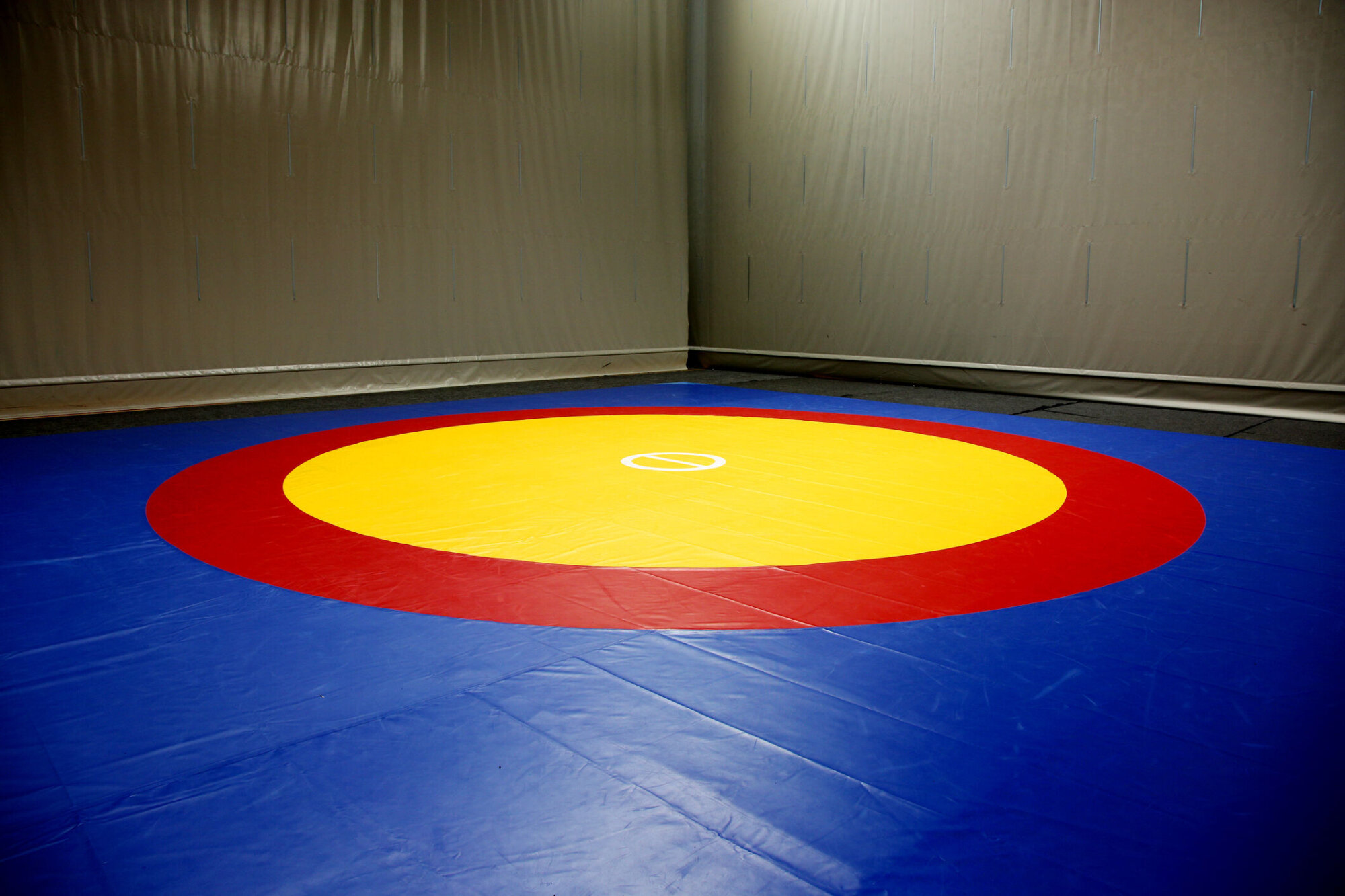 Va. high school athletes push for girls’ wrestling league - WTOP News