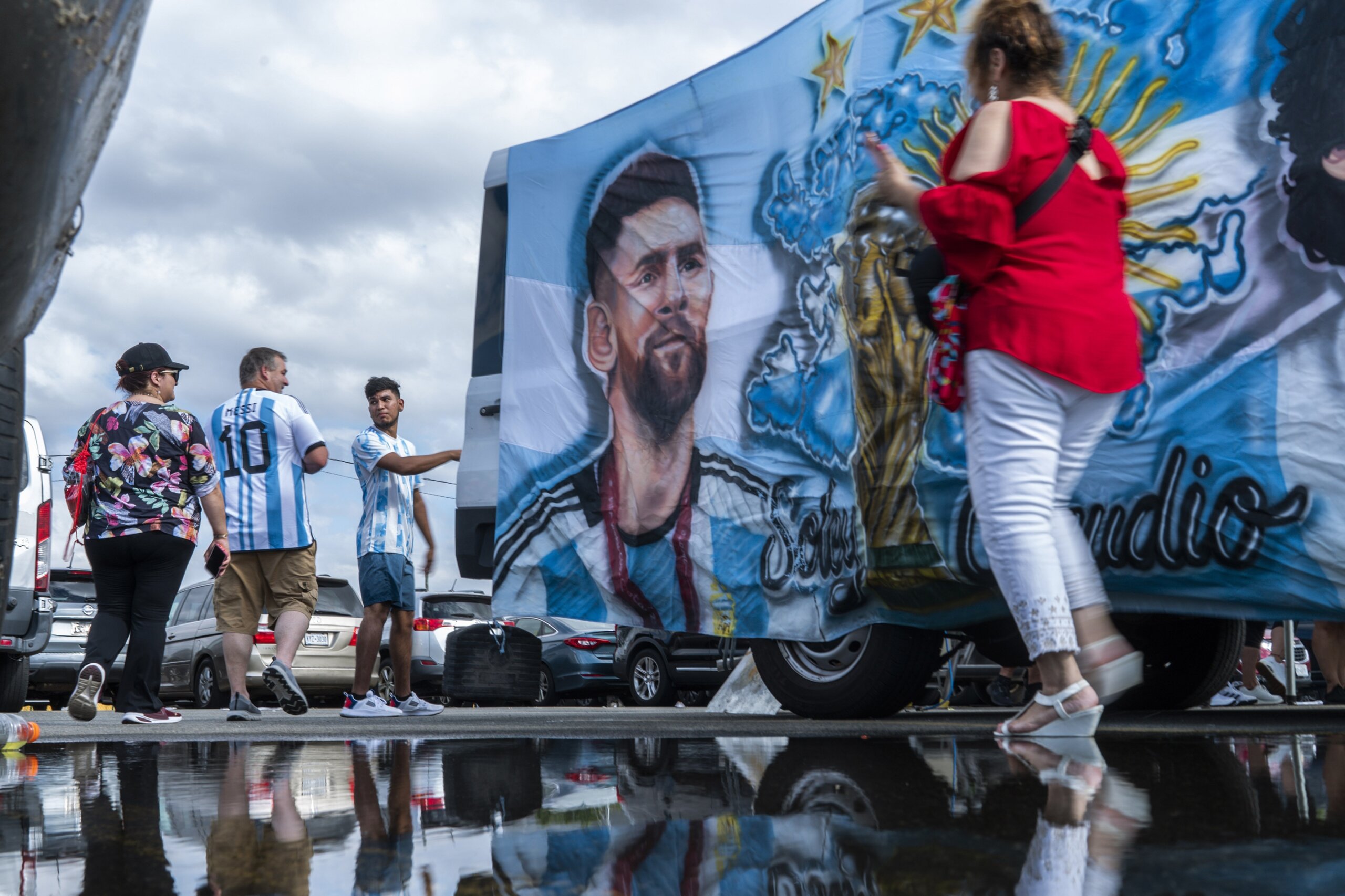 Lionel Messi makes MLS debut, enters in 60th minute for Miami against ...