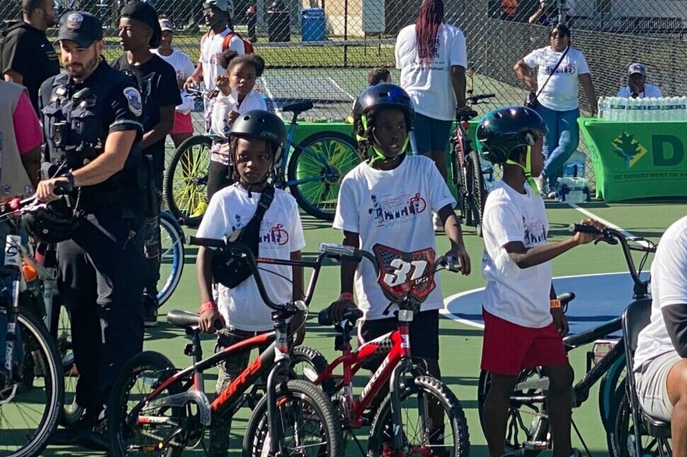 DC kids get a gift from new Washington Commanders quarterback - WTOP News