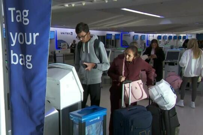 ‘Travel Tuesday’ emerges as a prime day for holiday, winter travel ...
