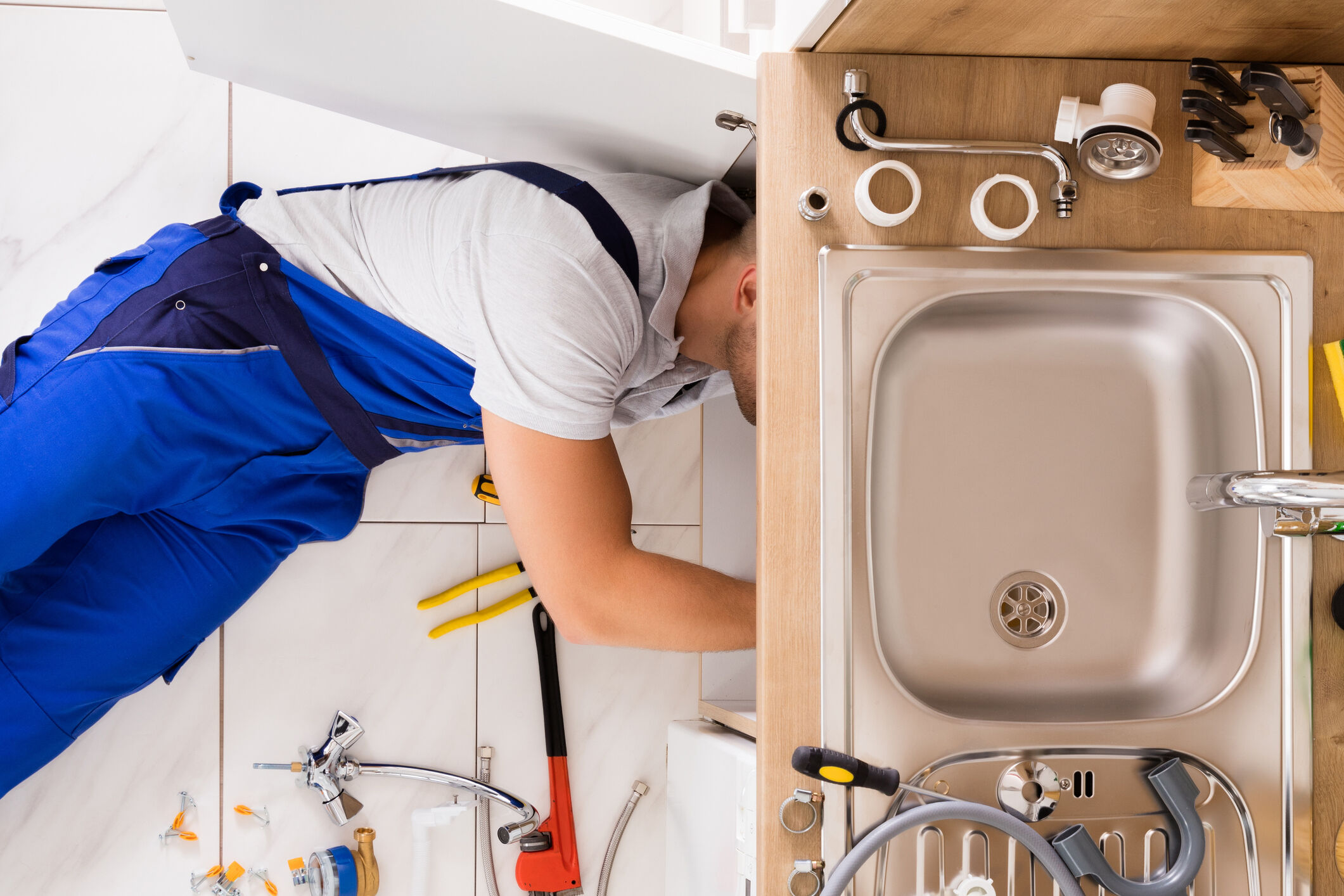 Why the wrong plumber could drain your wallet - WTOP News