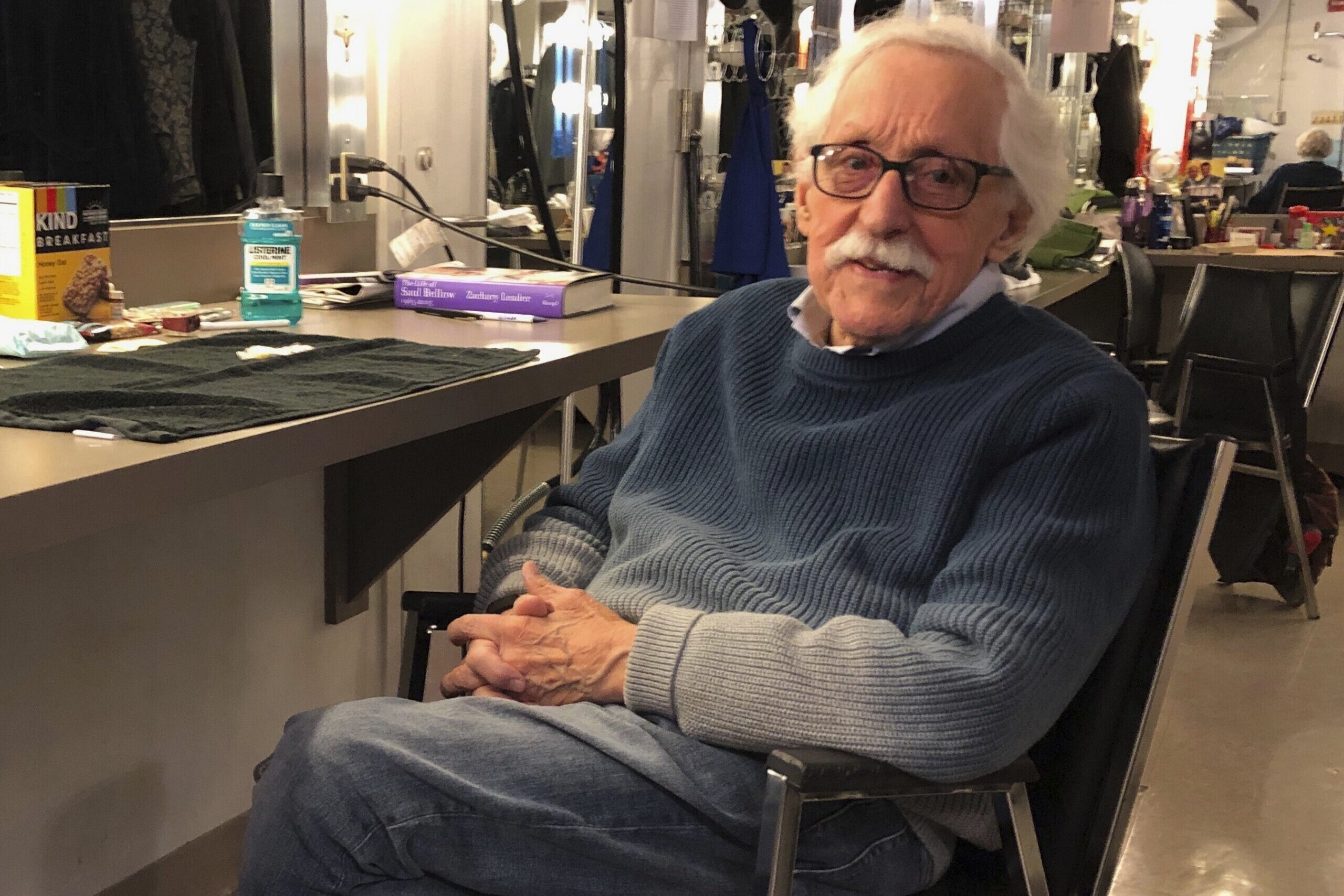 Mike Nussbaum, prolific Chicago stage actor with film roles including ...