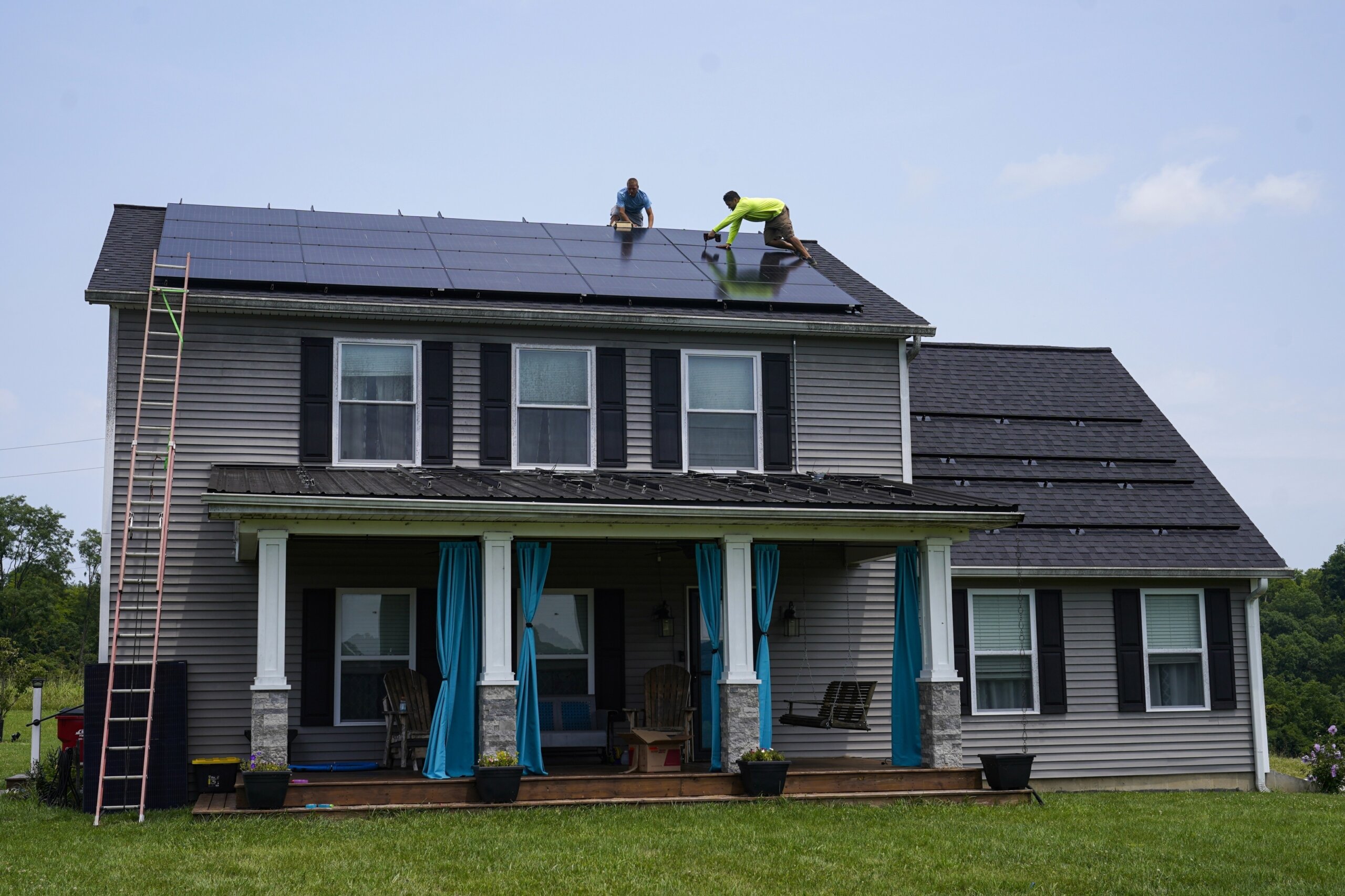 DC expands solar program that could save some residents hundreds on ...
