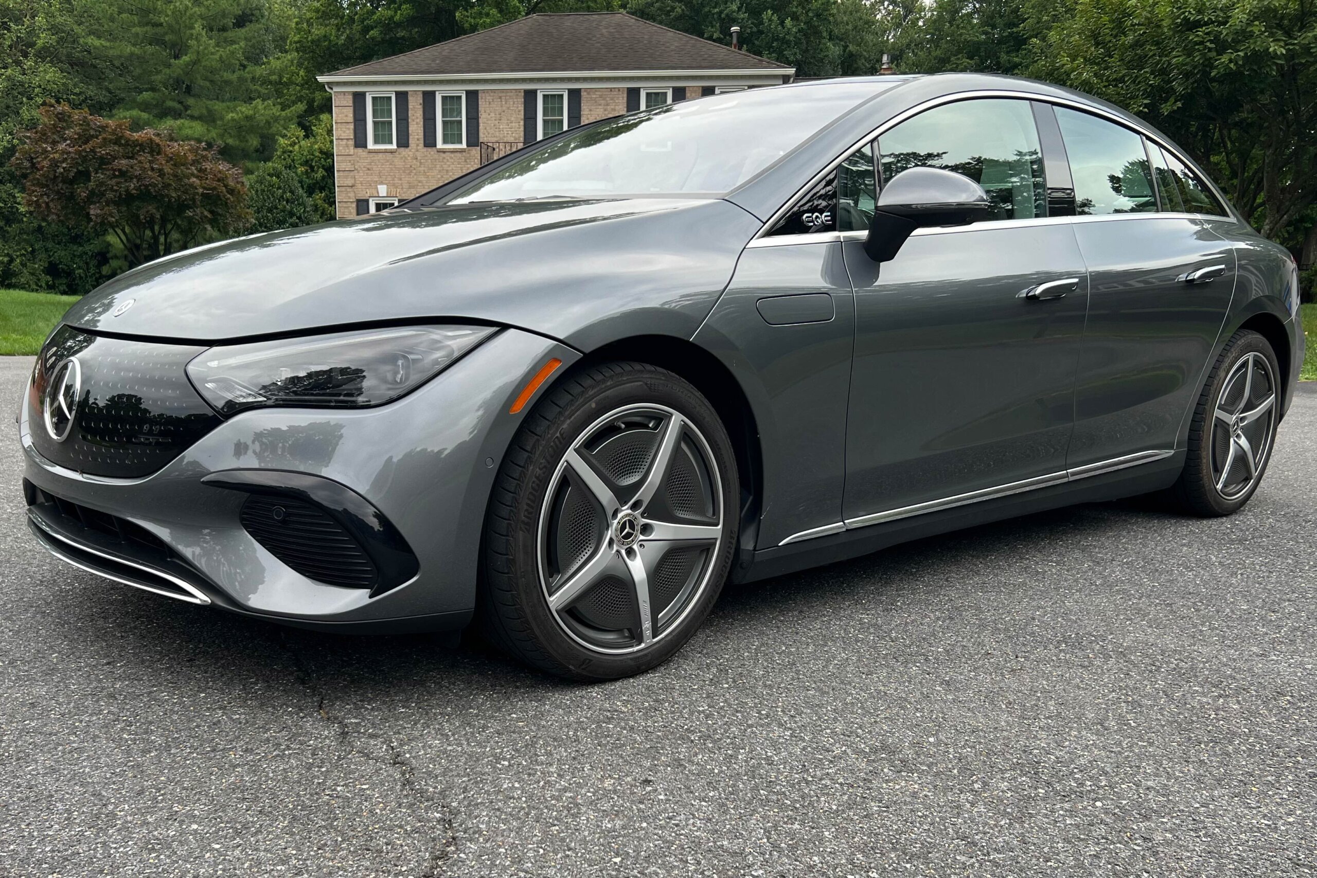 Car Review: Electric Mercedes EQE sedan provides tech, range and ...