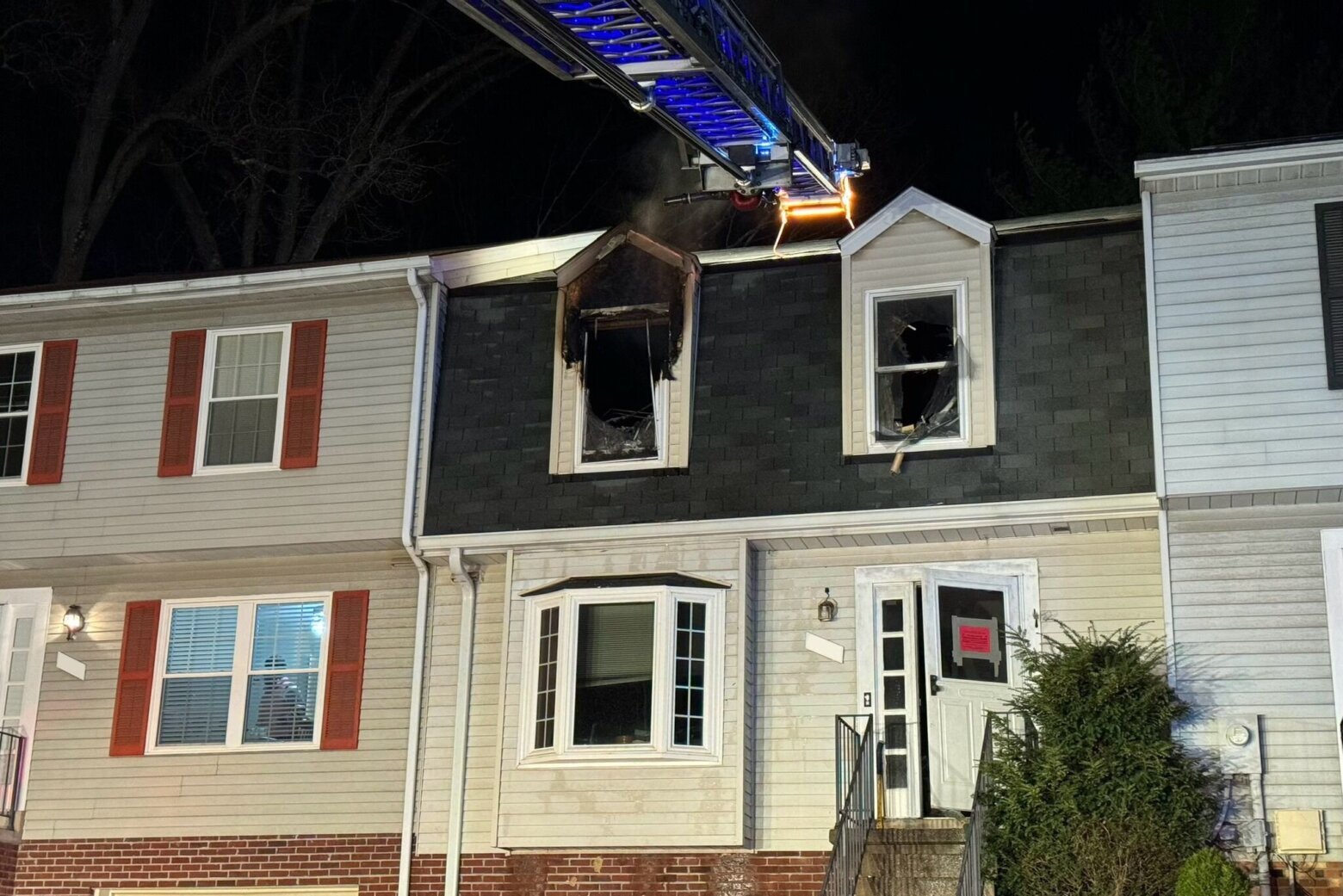 15-year-old girl killed during fire at Howard Co. town house - WTOP News