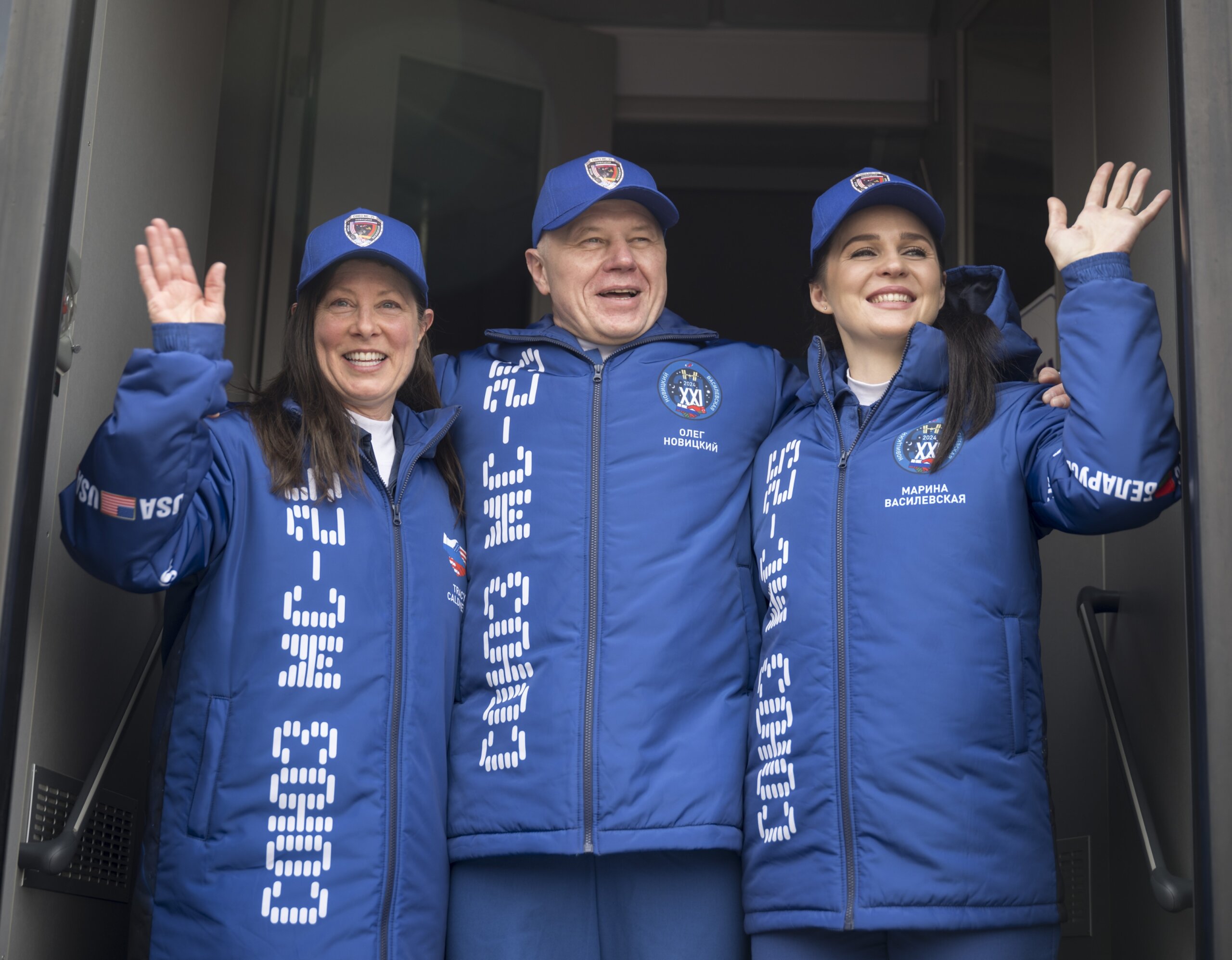 Russia’s space agency aborts launch of 3 astronauts to the ...