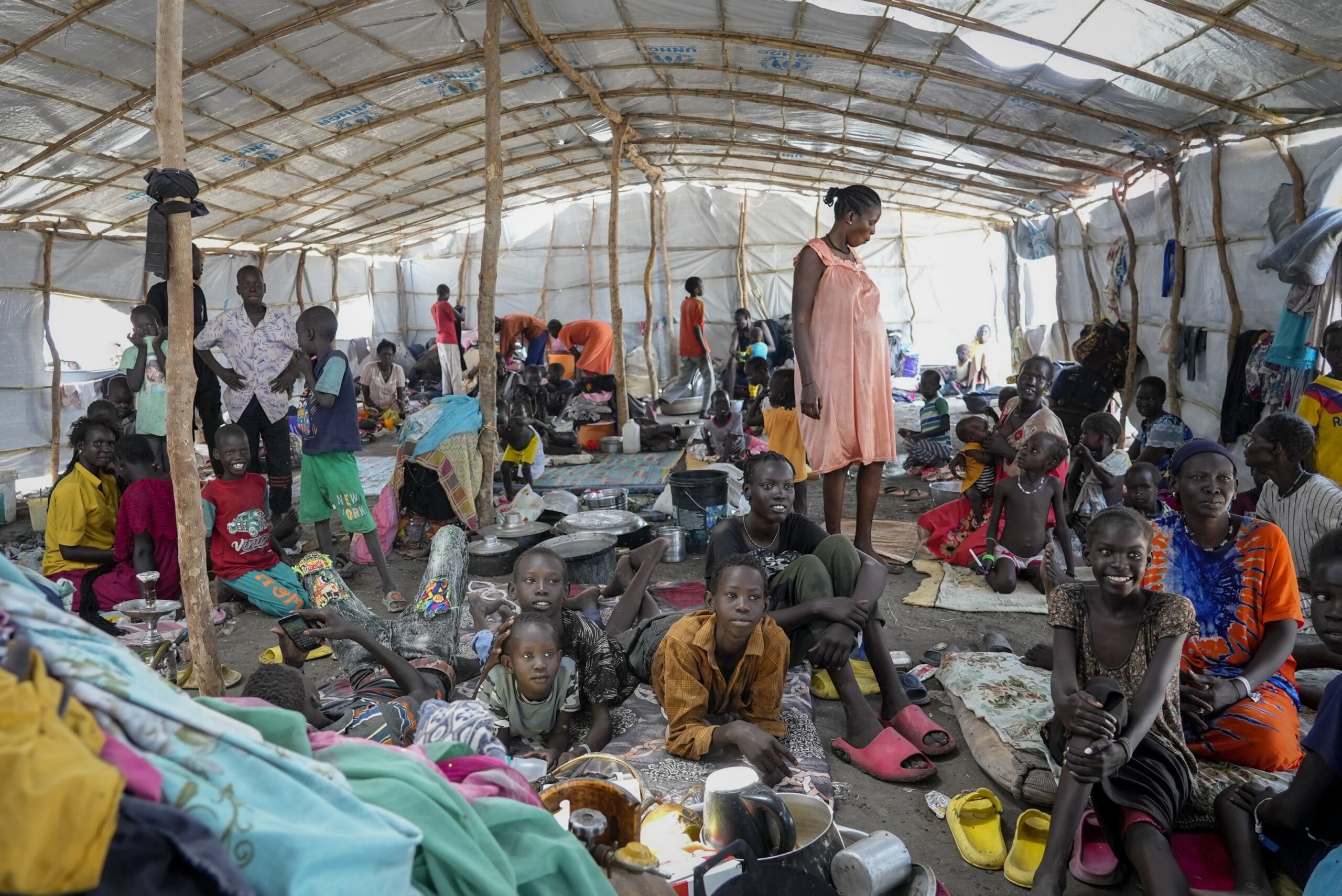 Migration tracking group says 76 million people were displaced within ...