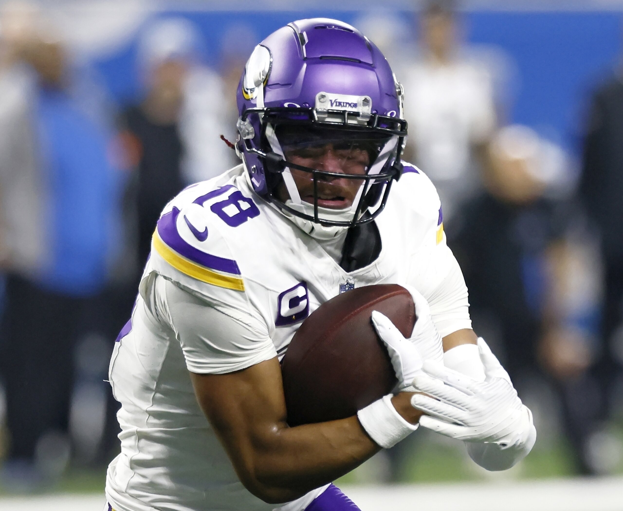 Vikings reach agreement with Jefferson on 4-year extension to give him ...