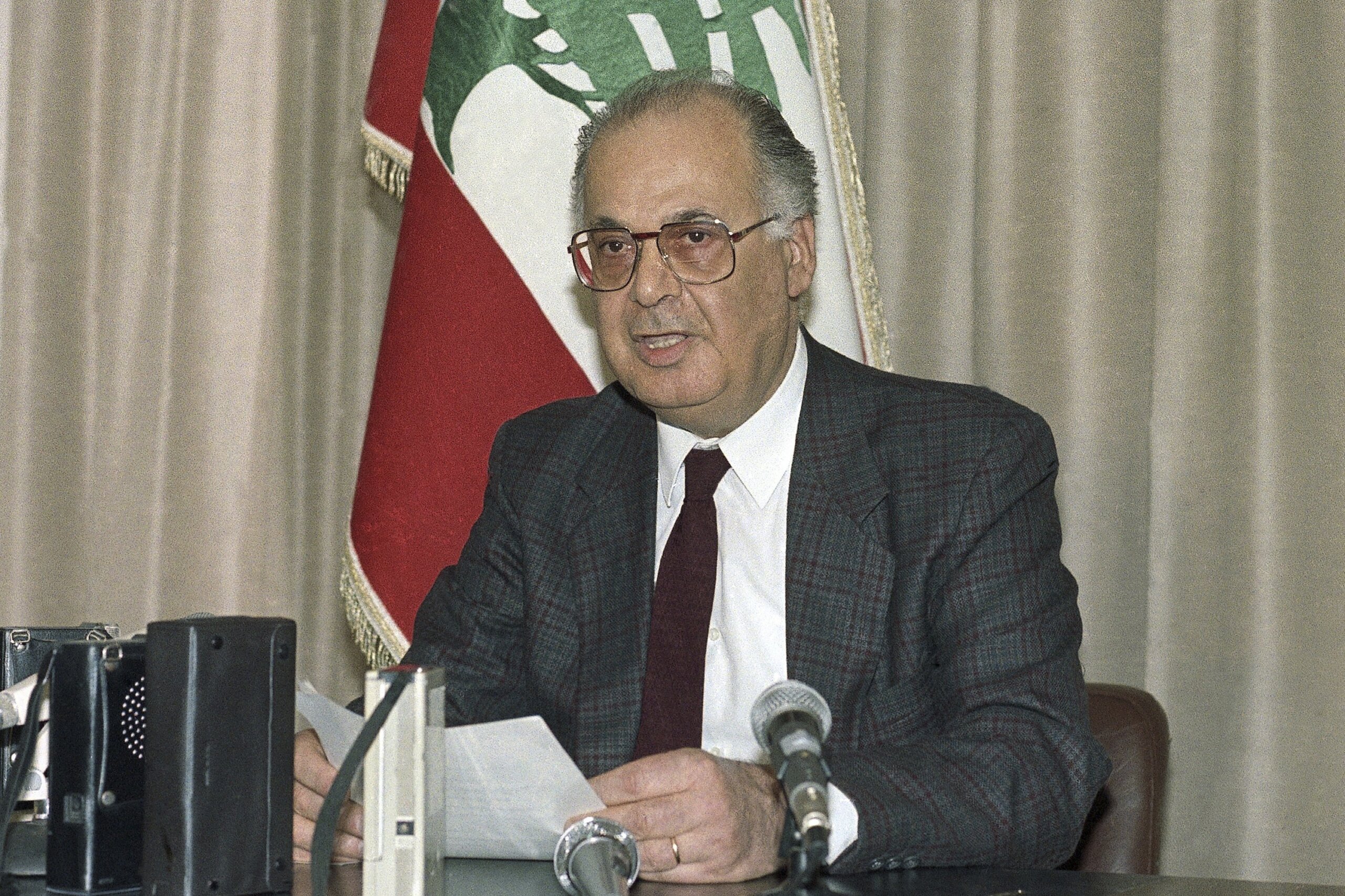 Former five-time Lebanese prime minister Salim Hoss dies at 94 - WTOP News